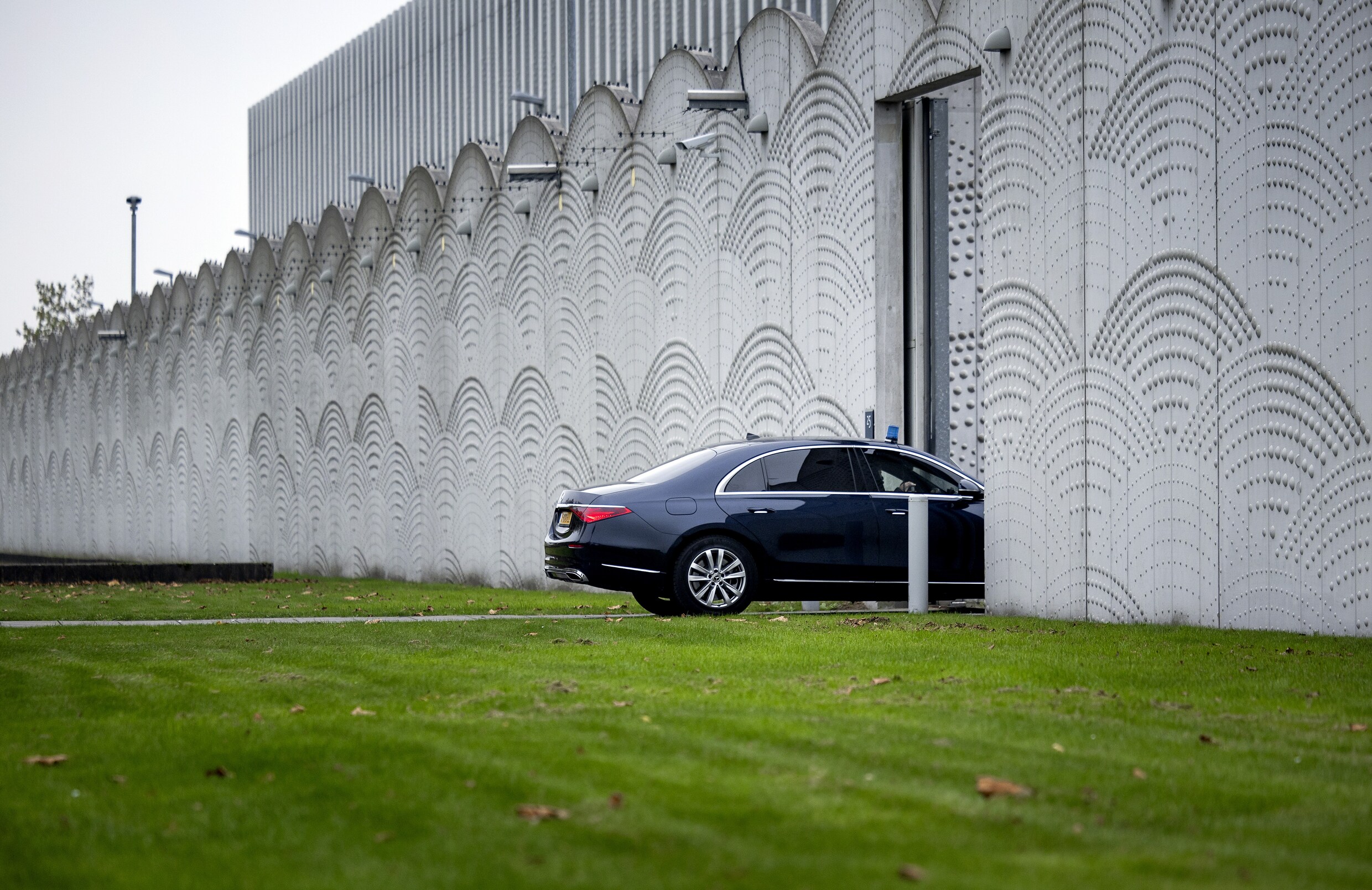 Overgebleven advocaten Ridouan T. leggen verdediging neer | Trouw