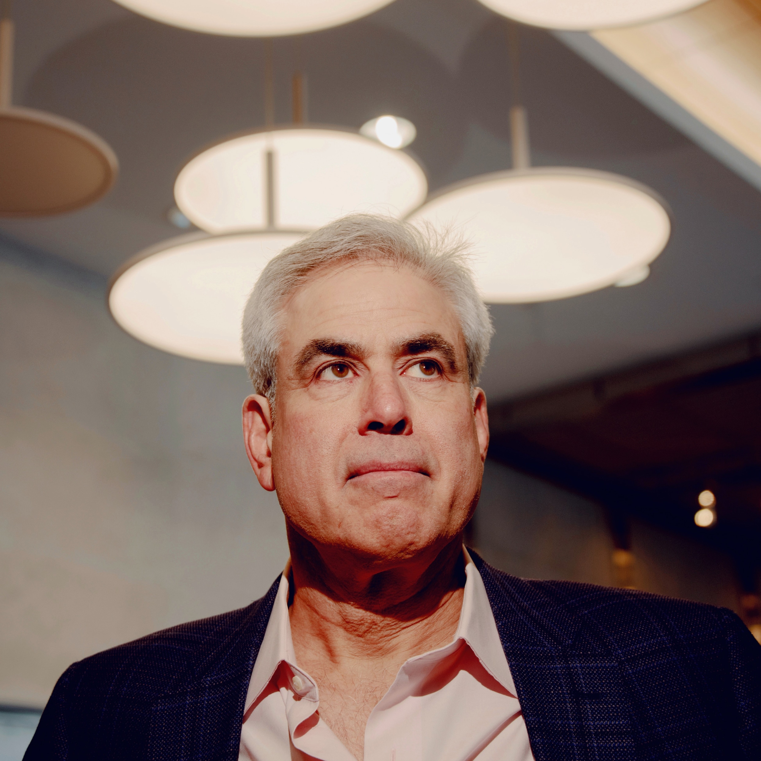 Pak nu die telefoon af, zegt psycholoog Jonathan Haidt. ‘Sociale media ...