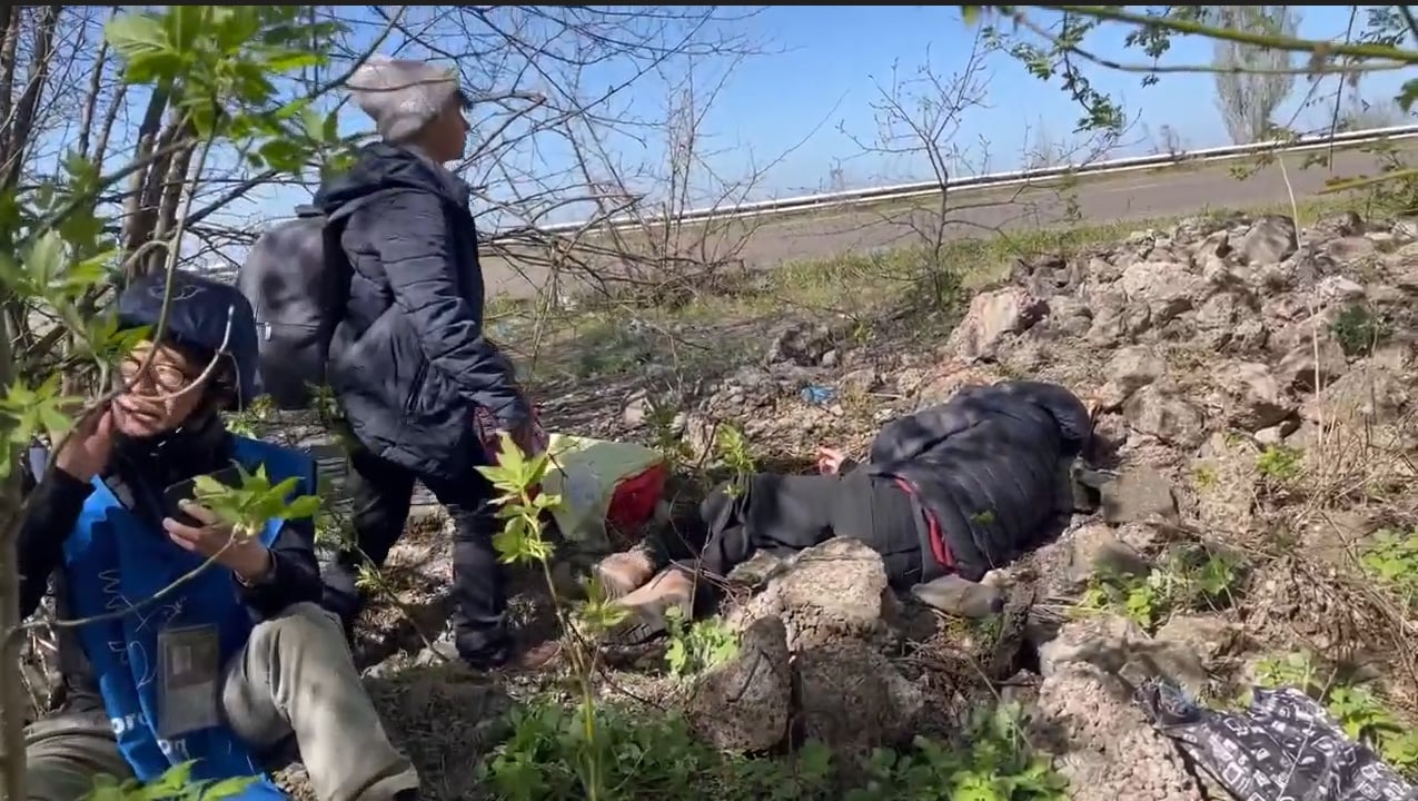 Hoe hulpverlener Tkatsjev evacuaties uitvoert onder vuur van ...