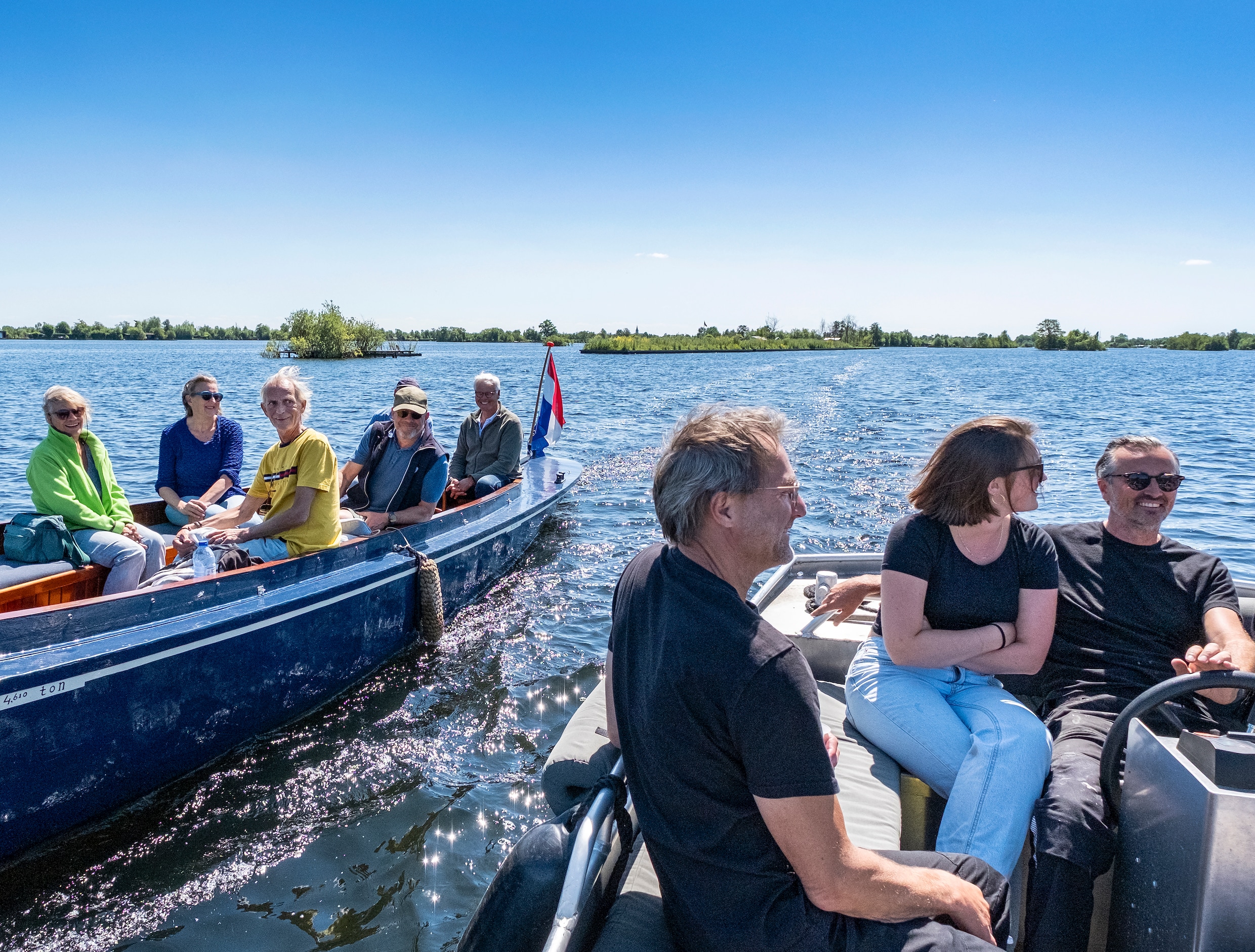 Hoe de Vinkeveense Plassen werden omgevormd tot een groot illegaal recreatiepark | Trouw