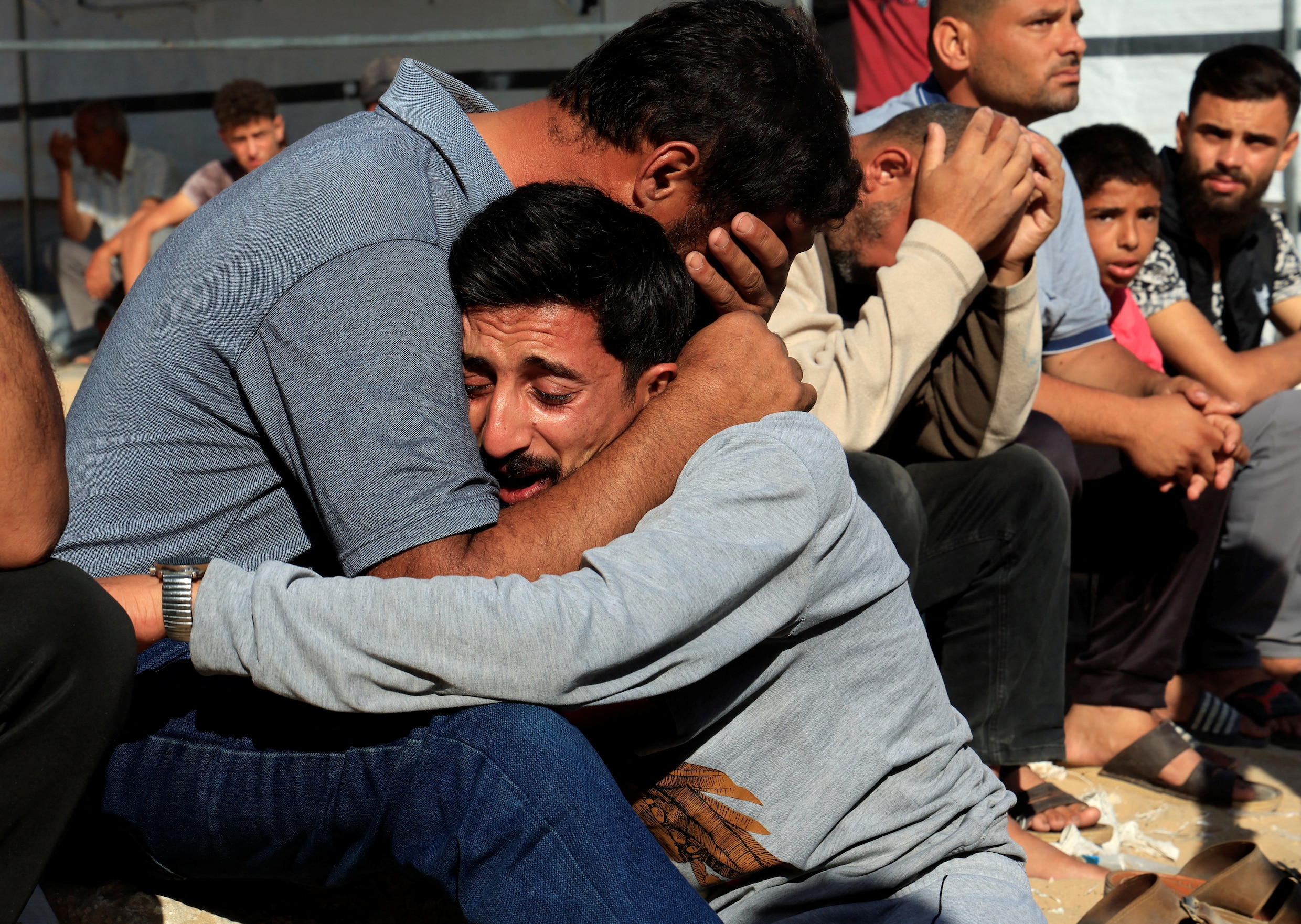 Live Midden-Oosten: Israëlische oppositie dient motie in voor ontbinding parlement | Trouw