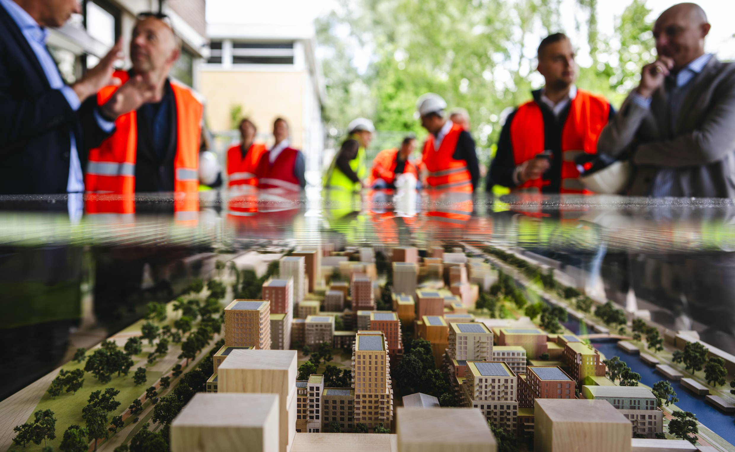 Zo omzeilt deze Utrechtse wijk de file op het stroomnet | Trouw