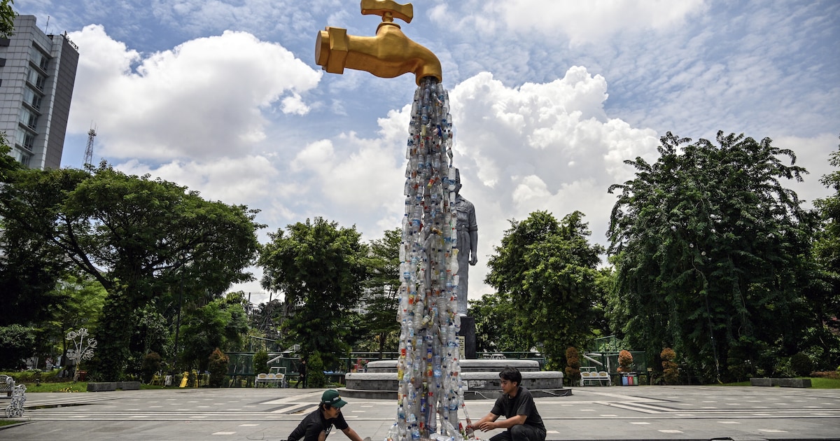 De Surabayarivier voorziet zeventien miljoen Indonesiërs van drinkwater ...