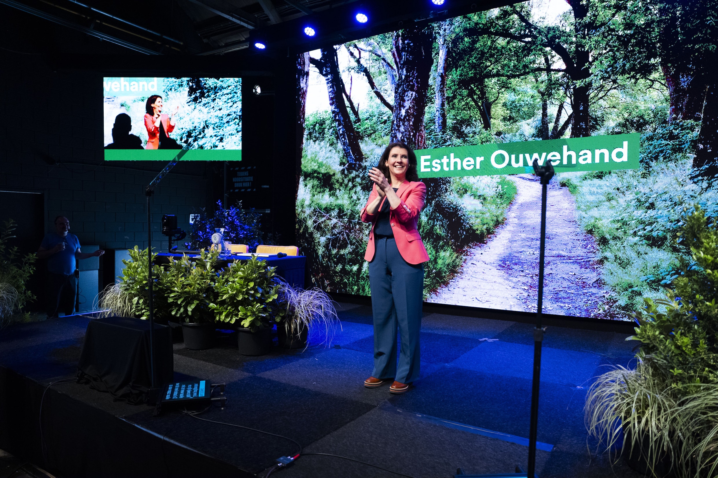 Achterban Partij voor de Dieren twijfelt nog over meer geld naar ...
