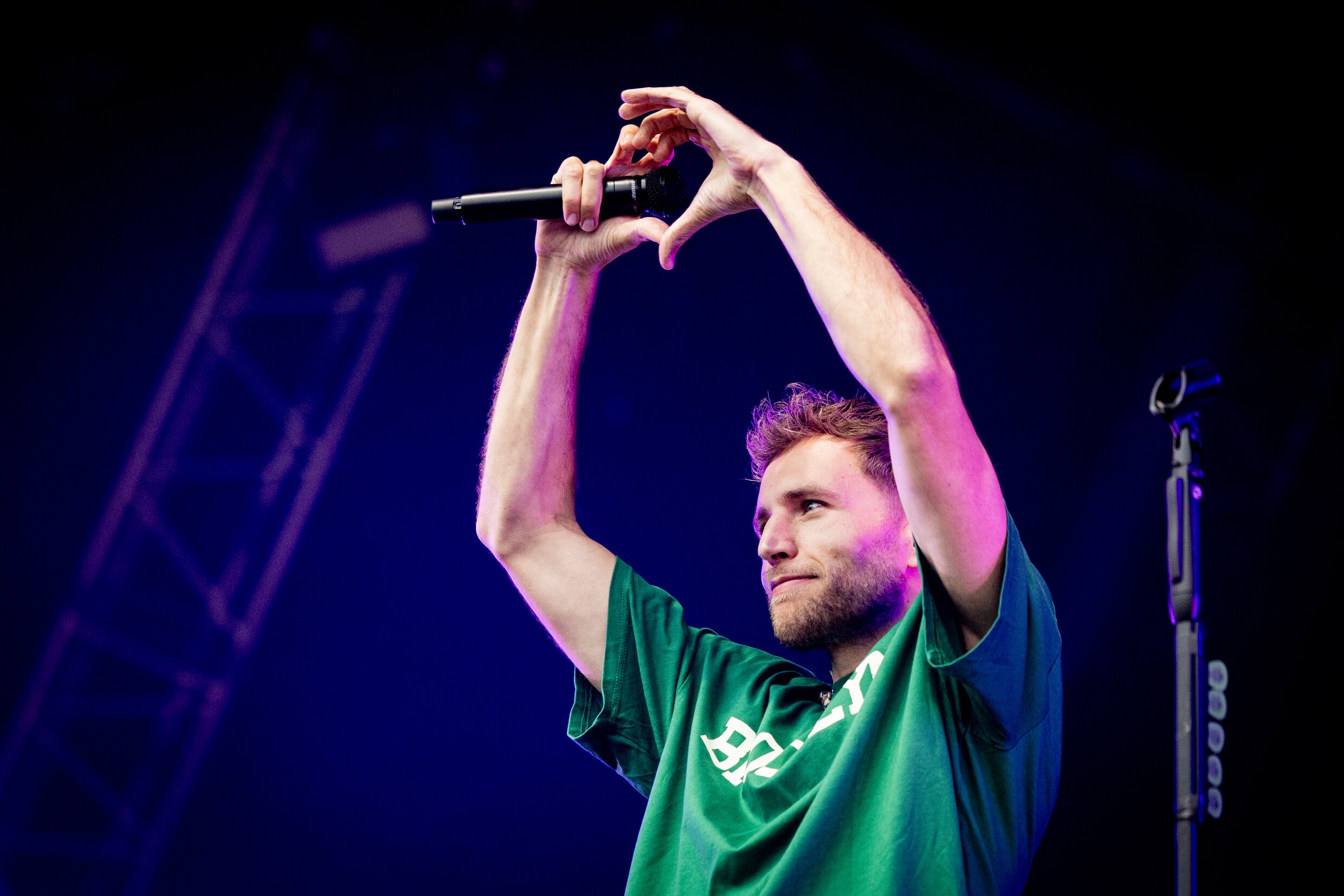 Martijn Krabbé en Freek van Suzan laten zien: als je ziek bent, kan je ...