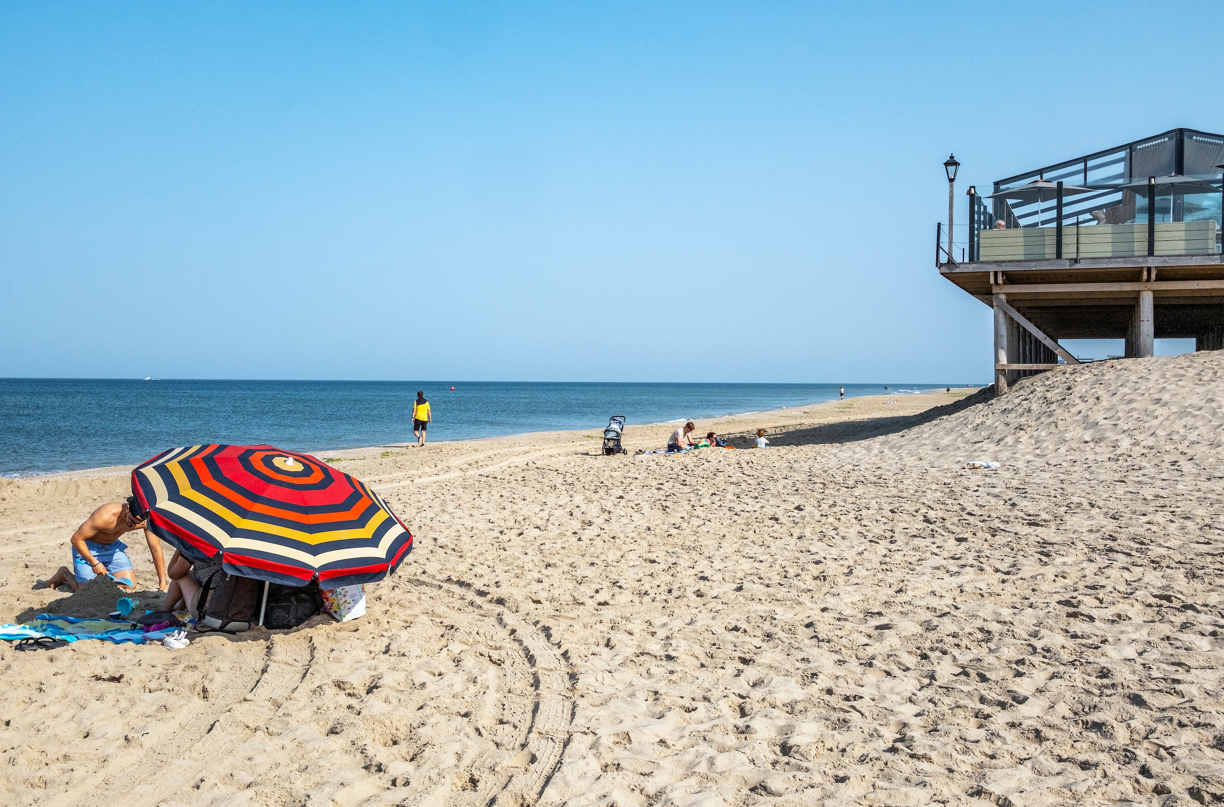 De zee bedreigt strandpaviljoen Prince George. ‘Moet ik dicht omdat ...