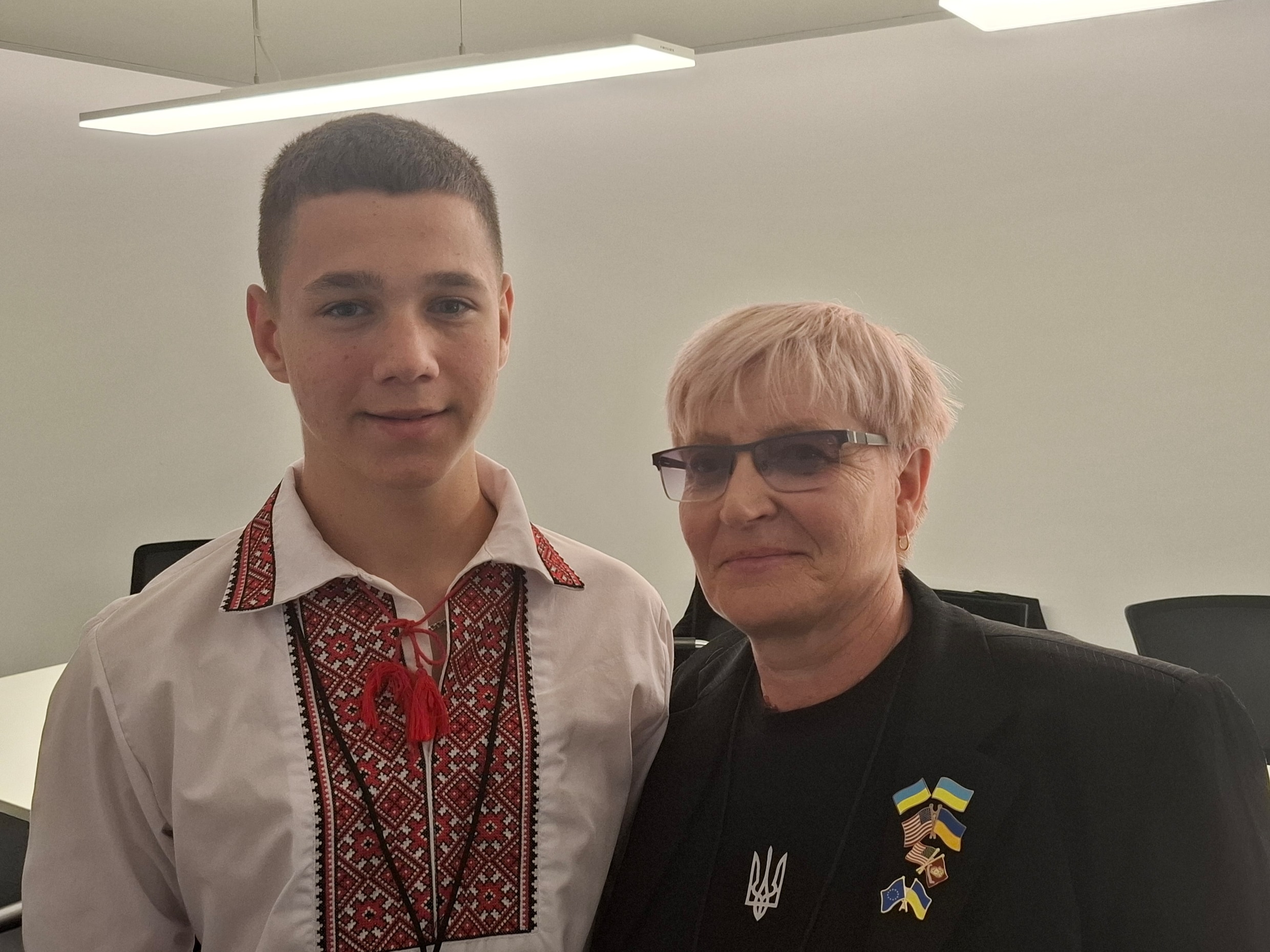 De Oekraïense Sasja (14) werd ontvoerd door Rusland. Ursula von der ...