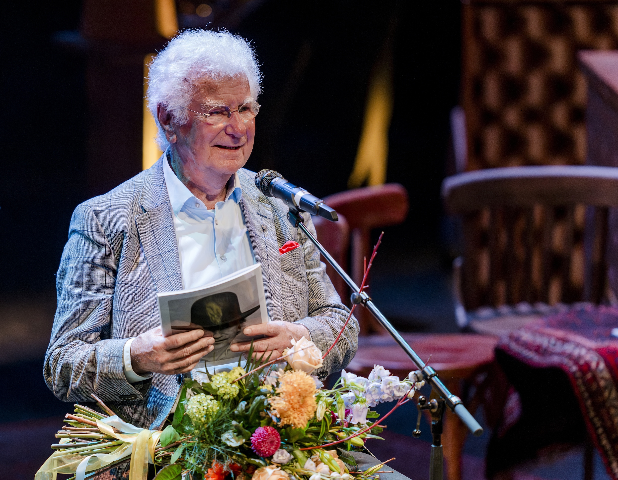 Gerard Cox (85) overleden: recalcitrant en politiek incorrect | Trouw