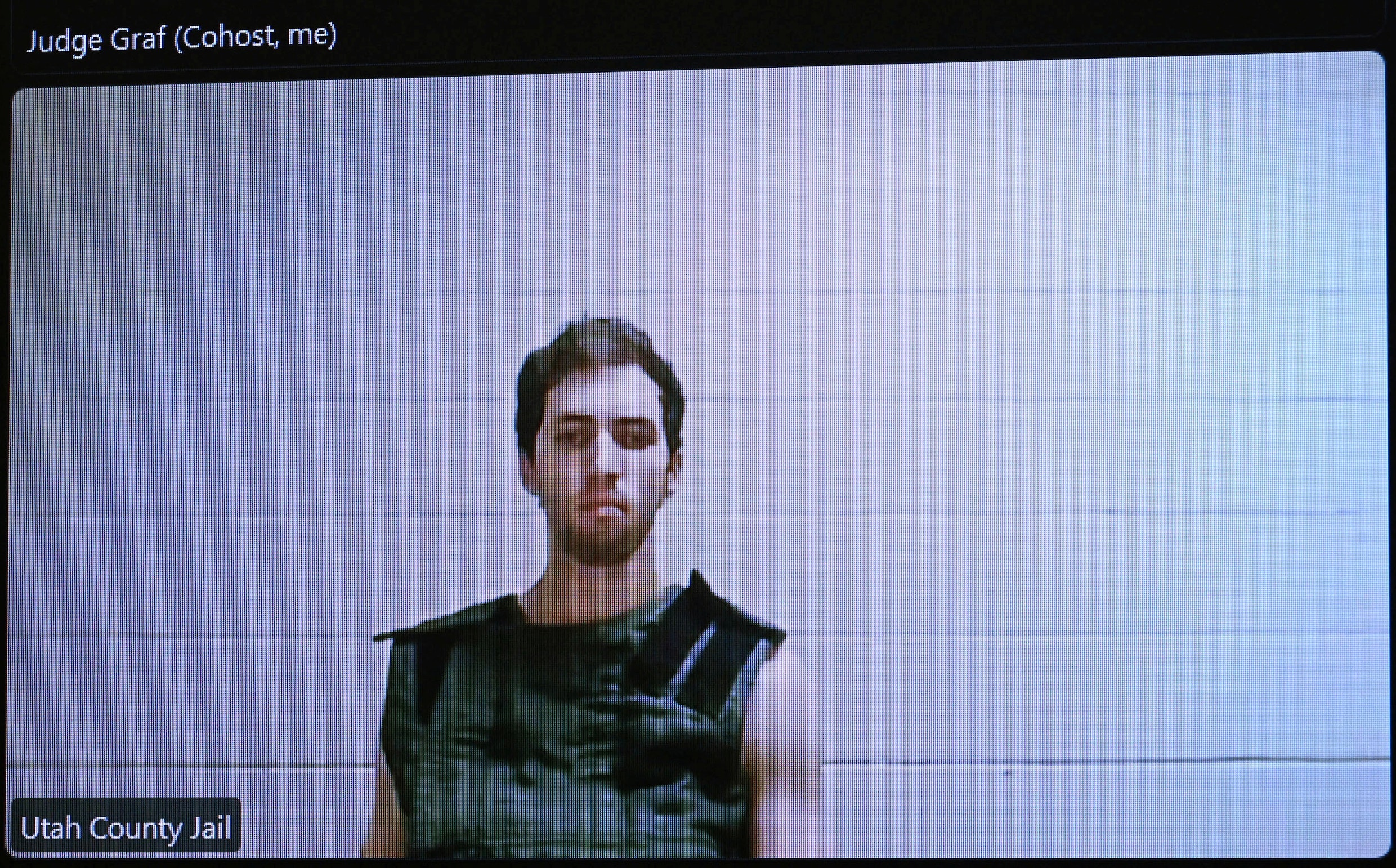 Verdachte van moord Charlie Kirk appte huisgenoot: ‘Ik moet mijn geweer ...