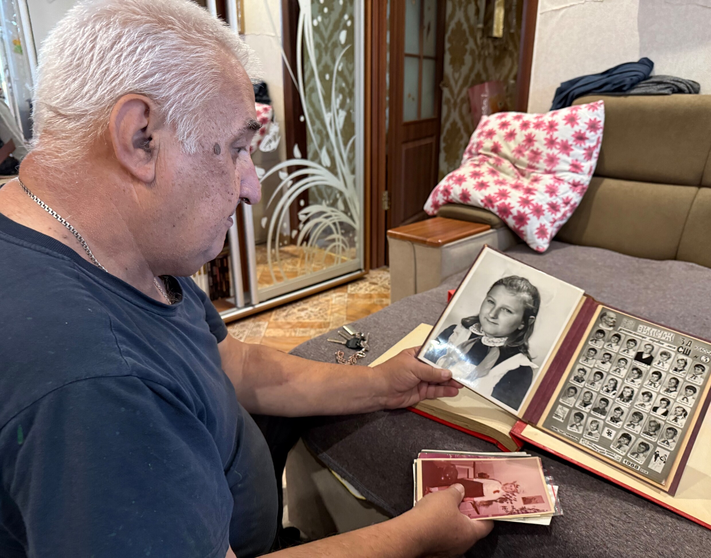 Drones en bommen belagen de laatste inwoners van frontstad ...