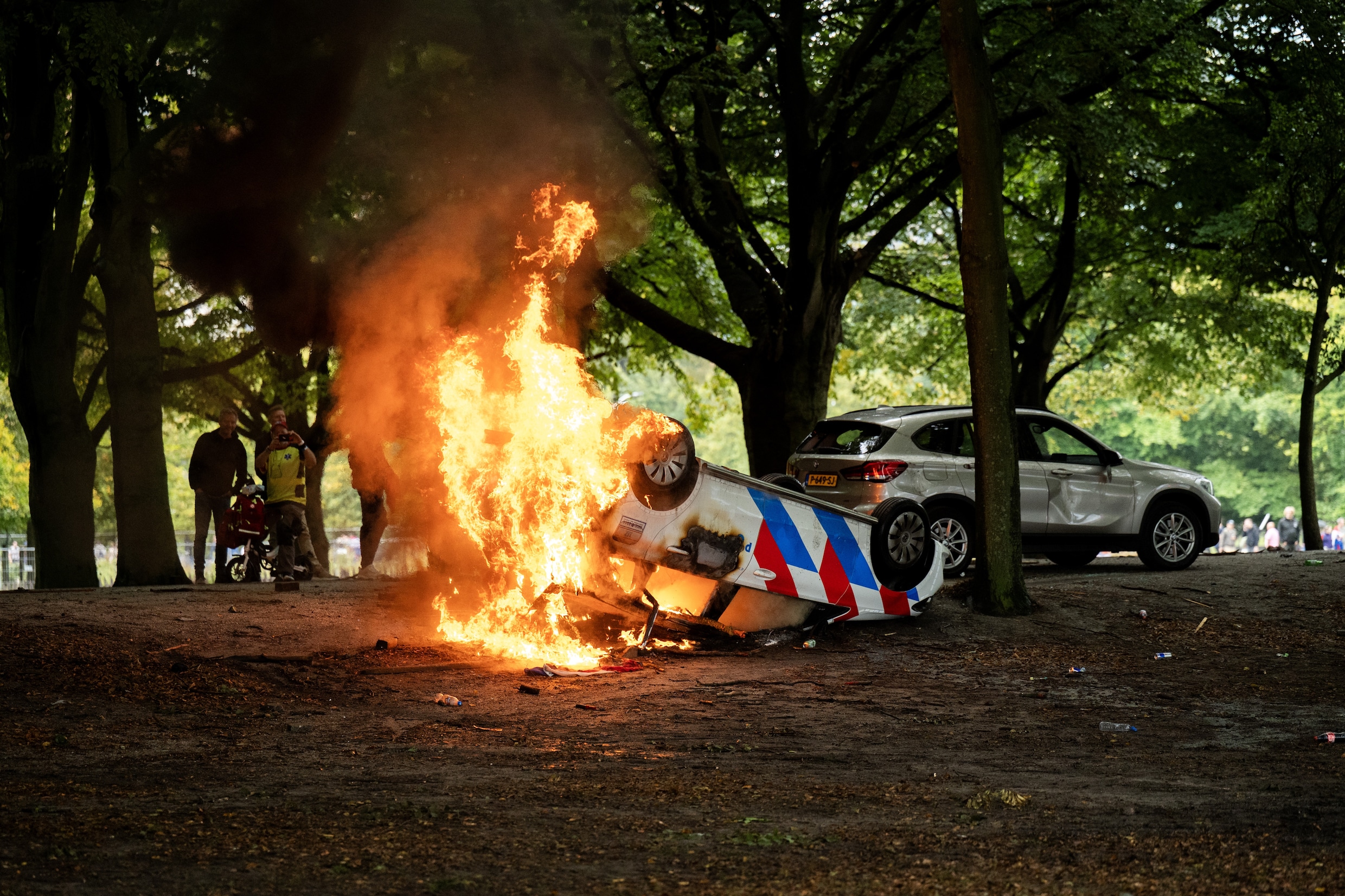 Asielprotest in Den Haag uit de hand gelopen. ‘Uiting van politiek ...