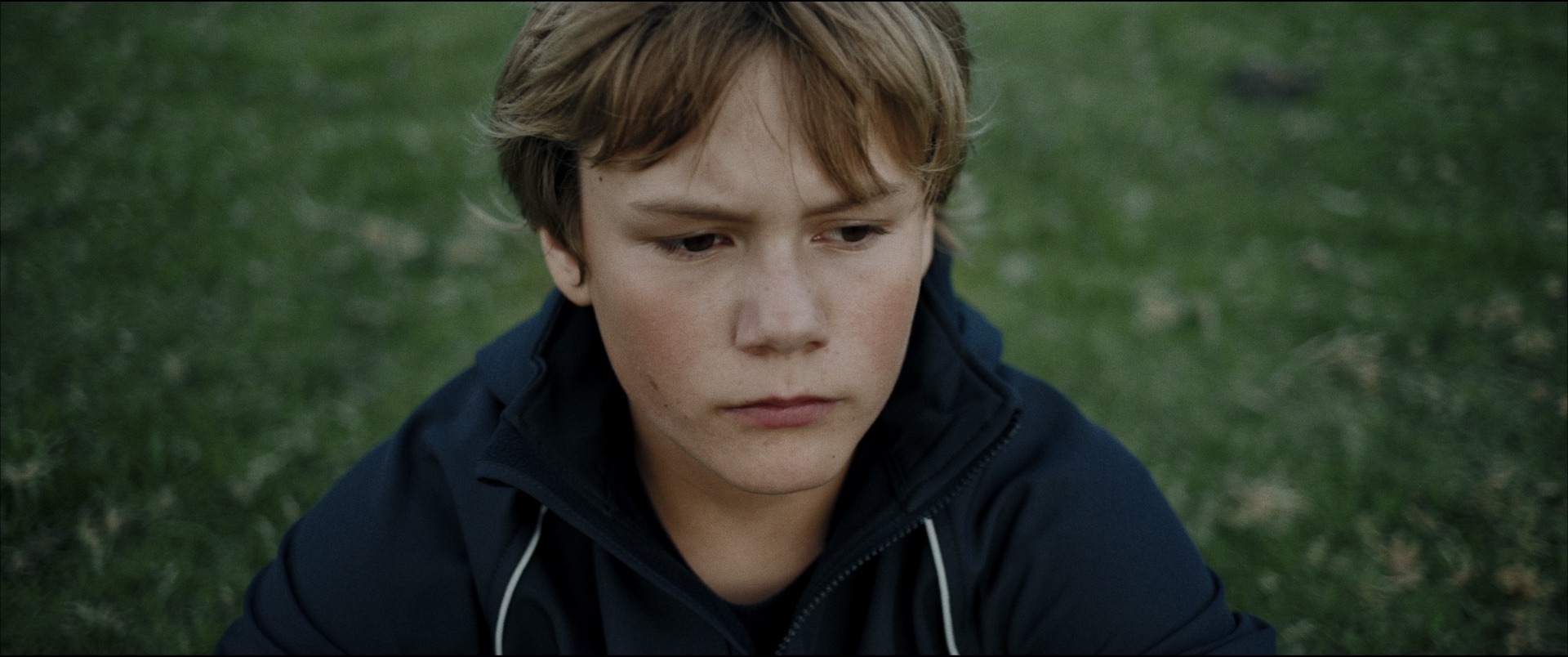In de film ‘De Pupil’ misbruikt een coach een jonge voetballer. Regisseur Karin Junger: ‘Het ...