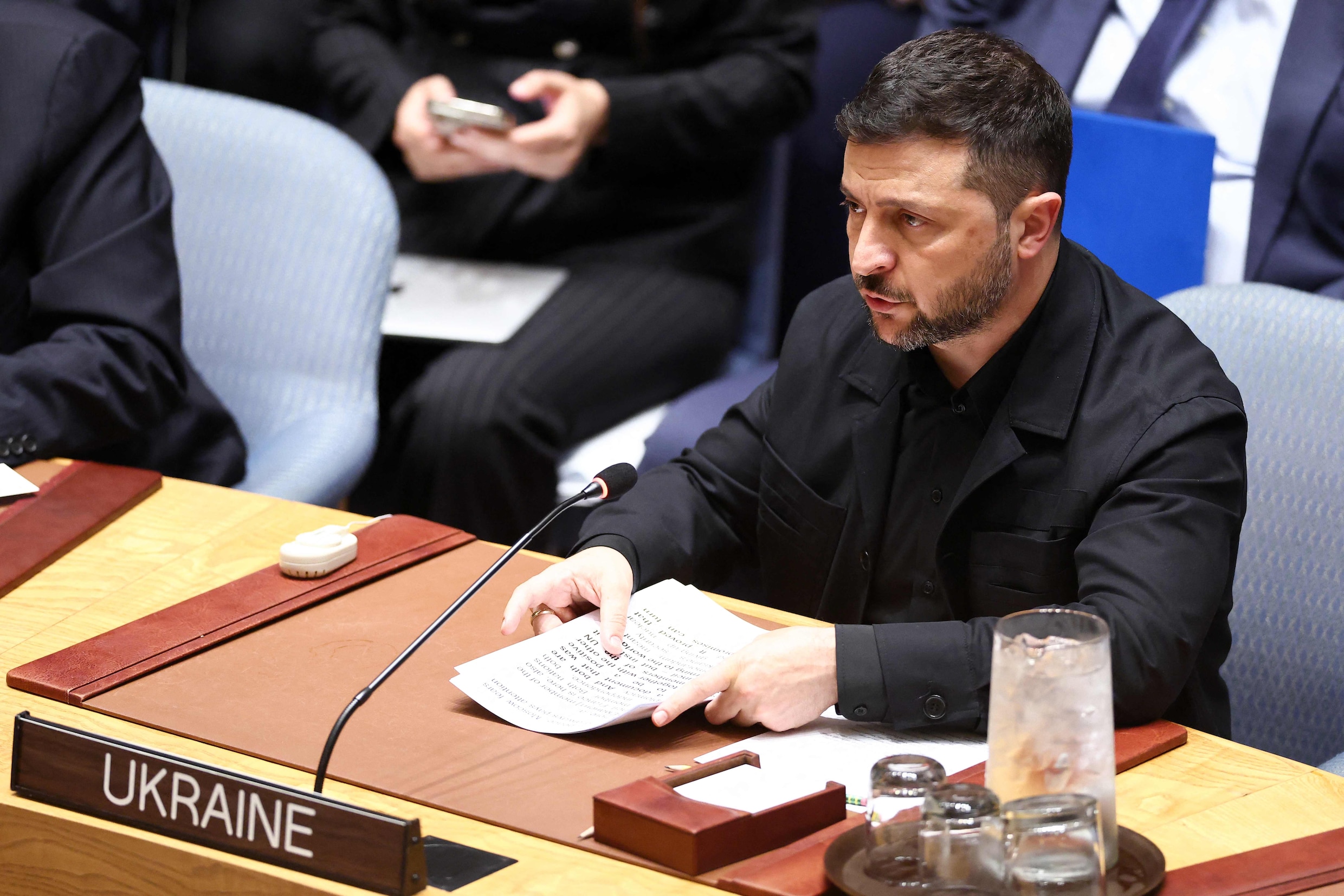 Live oorlog Oekraïne: Schoof krijgt hoge onderscheiding tijdens bezoek ...