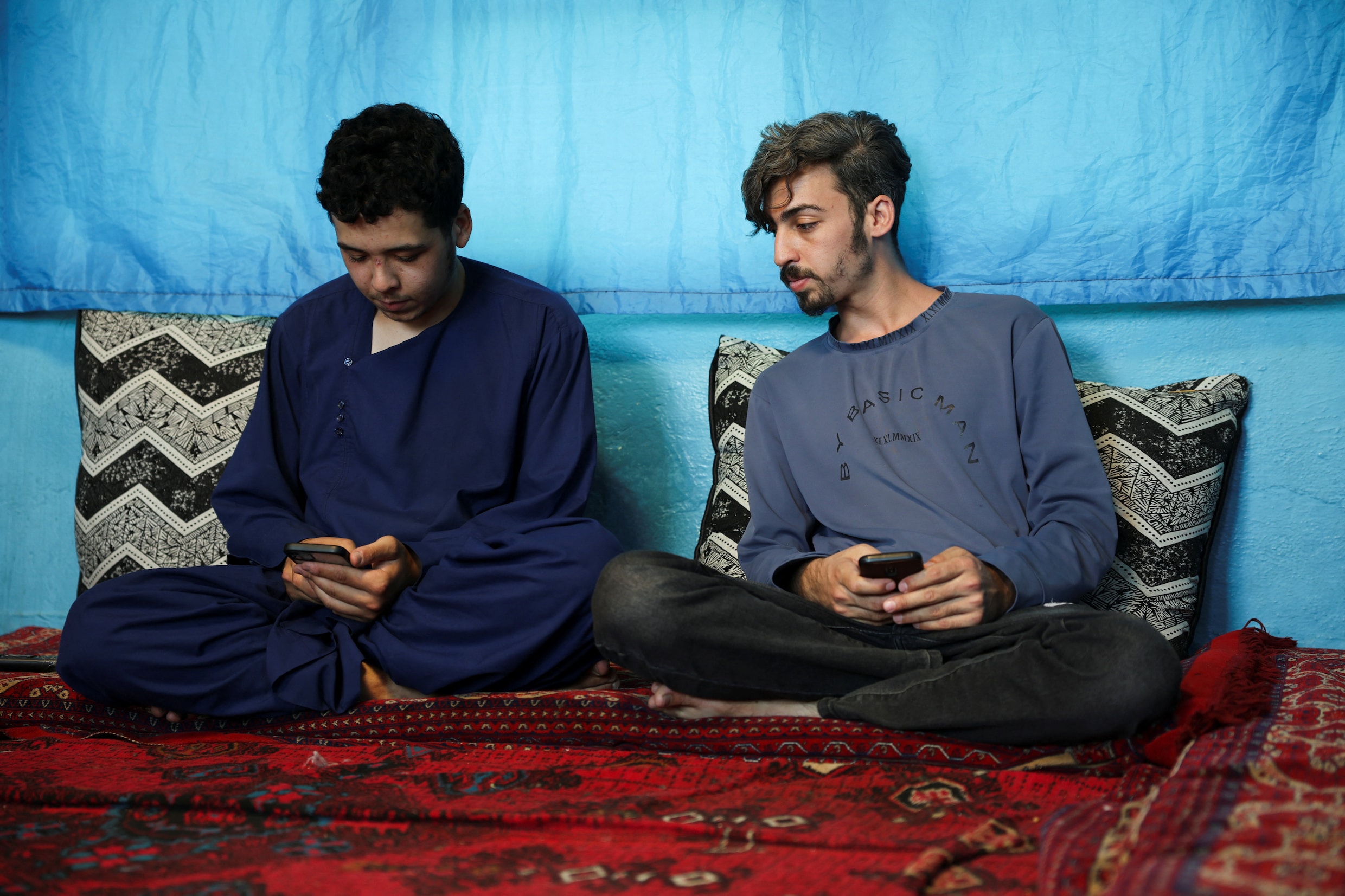 Na twee dagen van het internet is Afghanistan weer online | Trouw