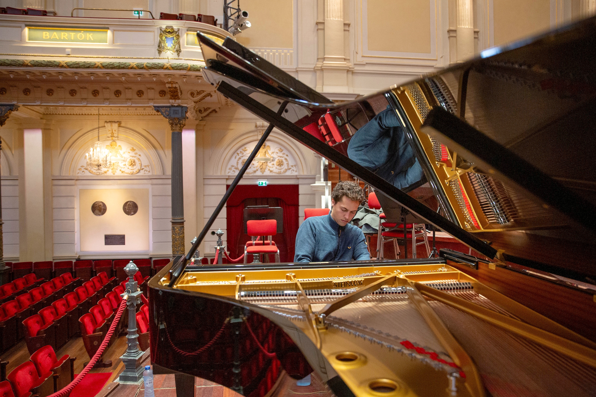 Pianist Nikola Meeuwsen: ‘Als jongetje fantaseerde ik dat ik hier zelf ...