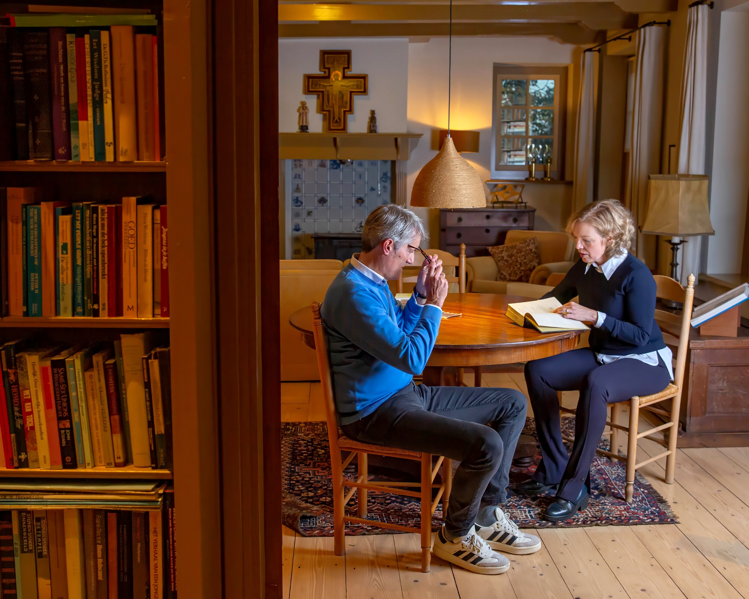 Beatrice de Graaf en Stefan Paas zoeken de bron van onze democratie. ‘Deze serie is eigenlijk ...