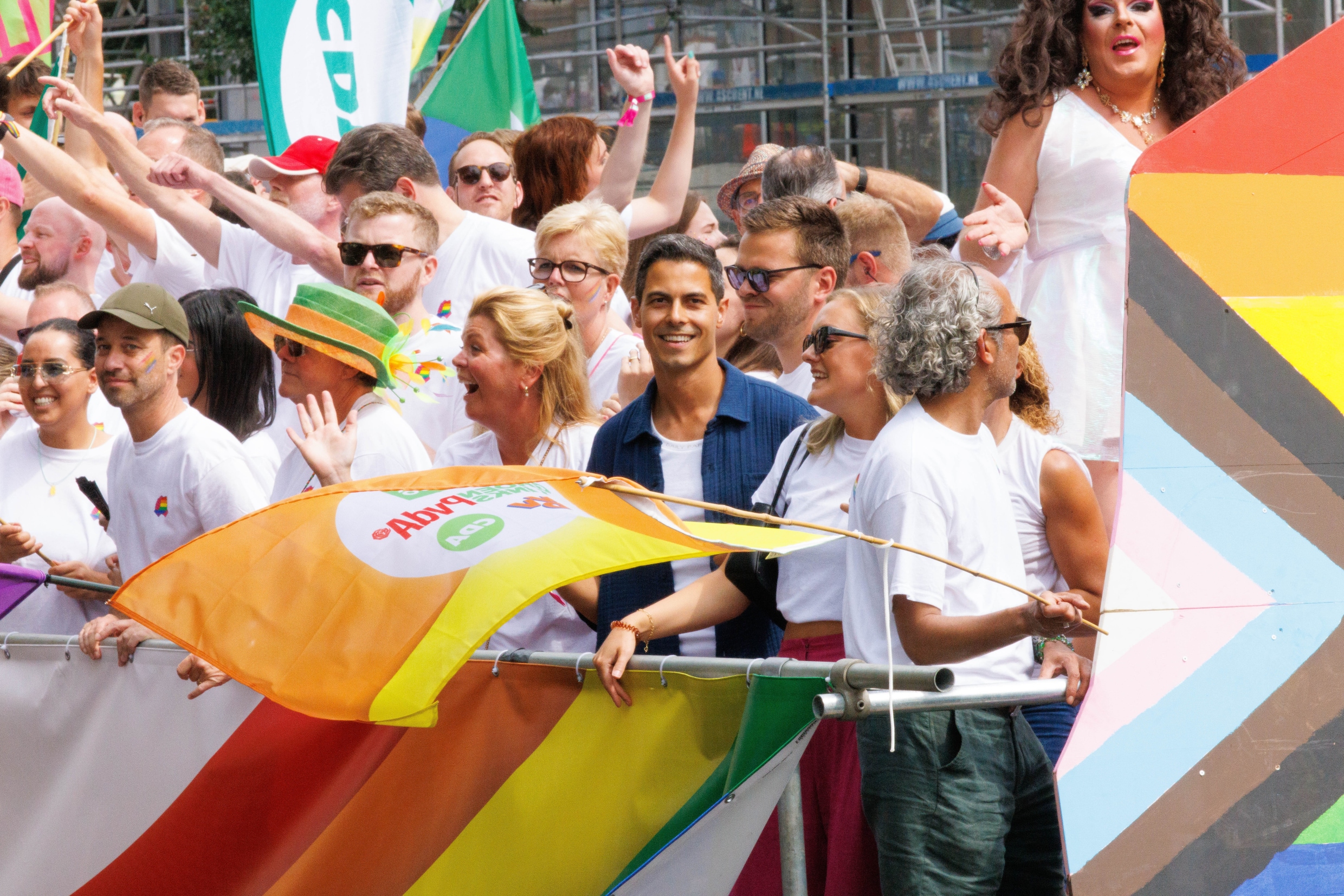 Een openlijk homoseksuele premier als Jetten, helpt dat de lhbti+ ...