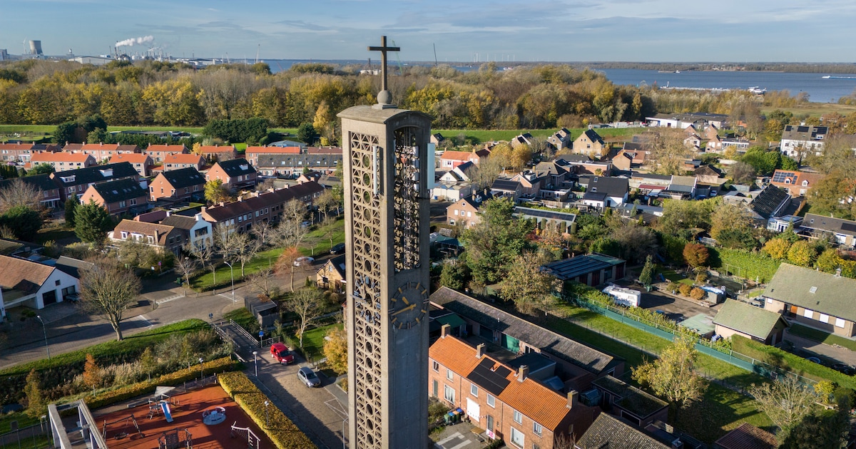 Na duizend jaar komt er een einde aan Moerdijk. ‘De emoties zitten hoog ...