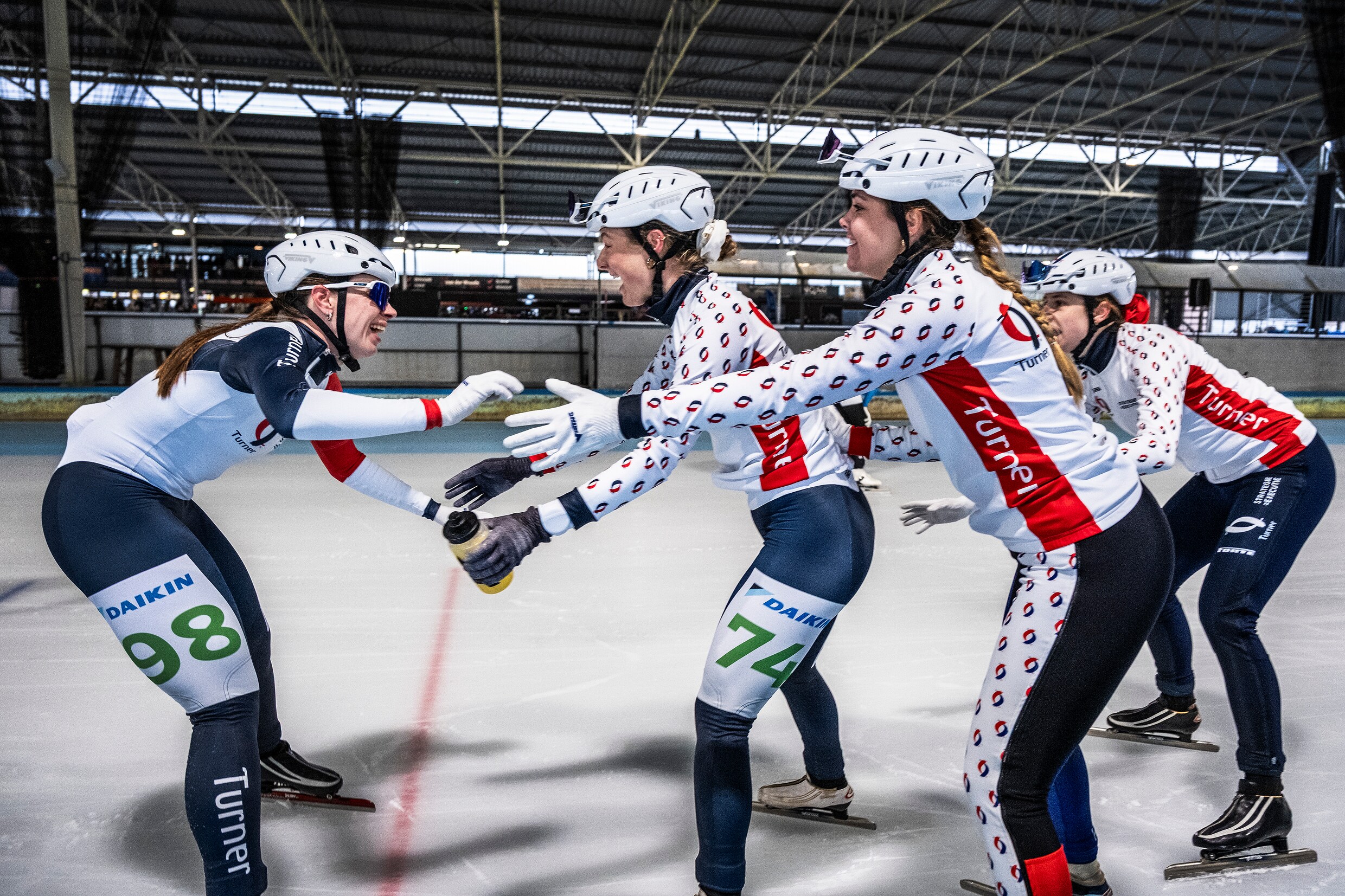 Schaatsen of een maatschappelijke carrière? Bij Team Turner hoeft ...