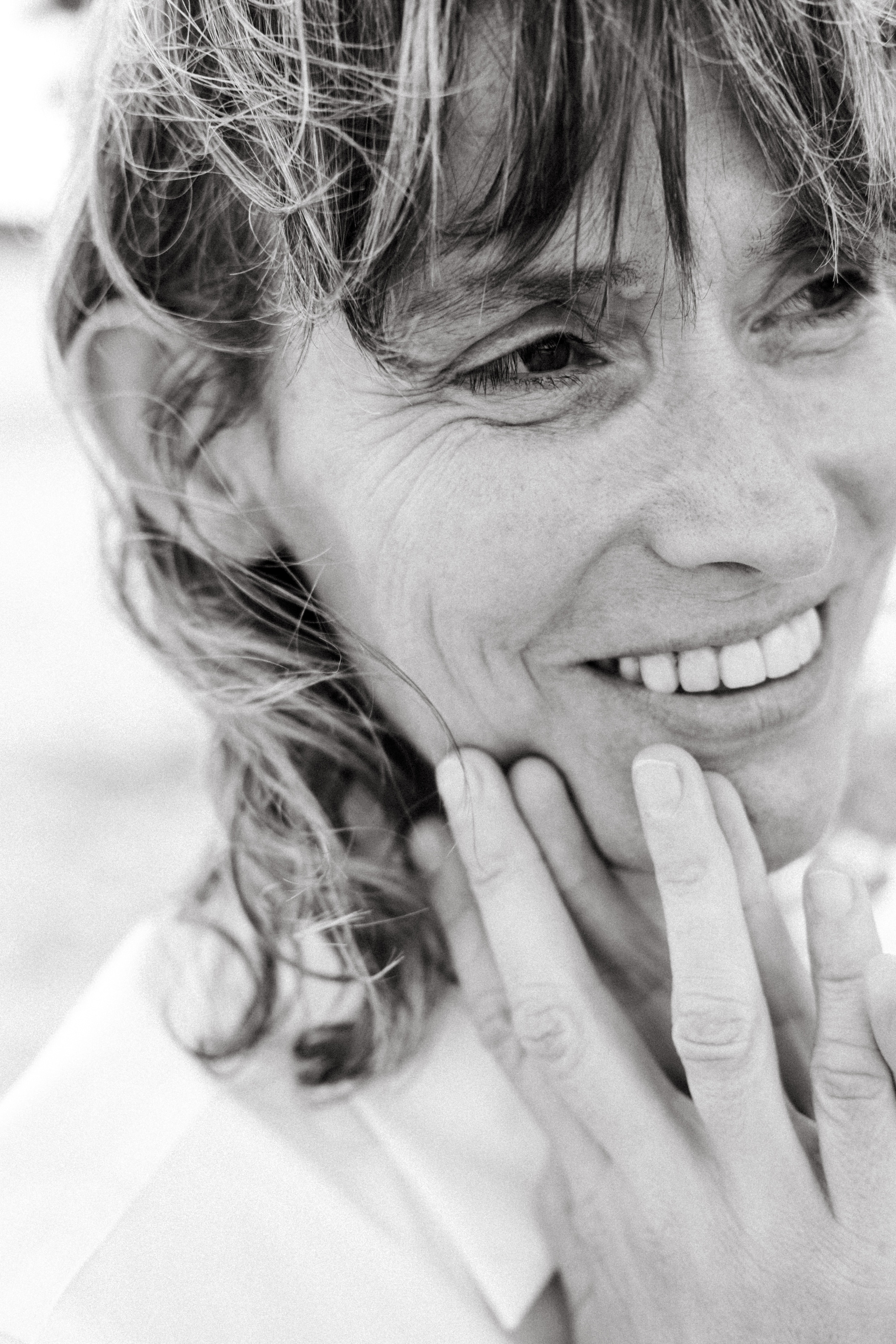 Hoe de poëzie van Szymborska je nog steeds tot tranen toe weet te ...