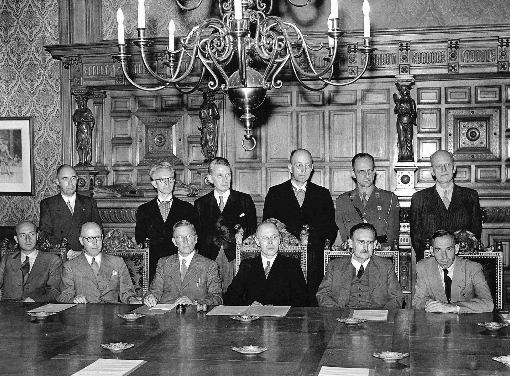 Hoe politiek Den Haag decennialang blind bleef voor de onvermijdelijke ...