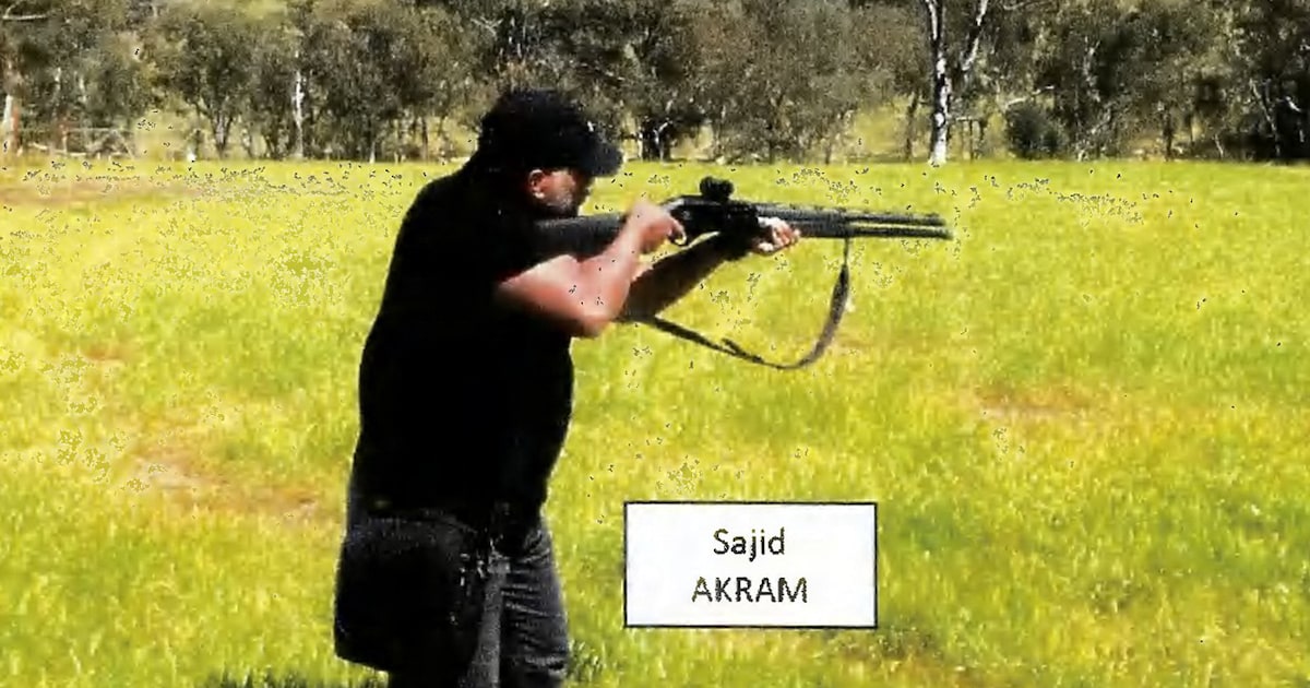 Schiettrainingen en zelfgemaakte bommen: Australische politie geeft ...