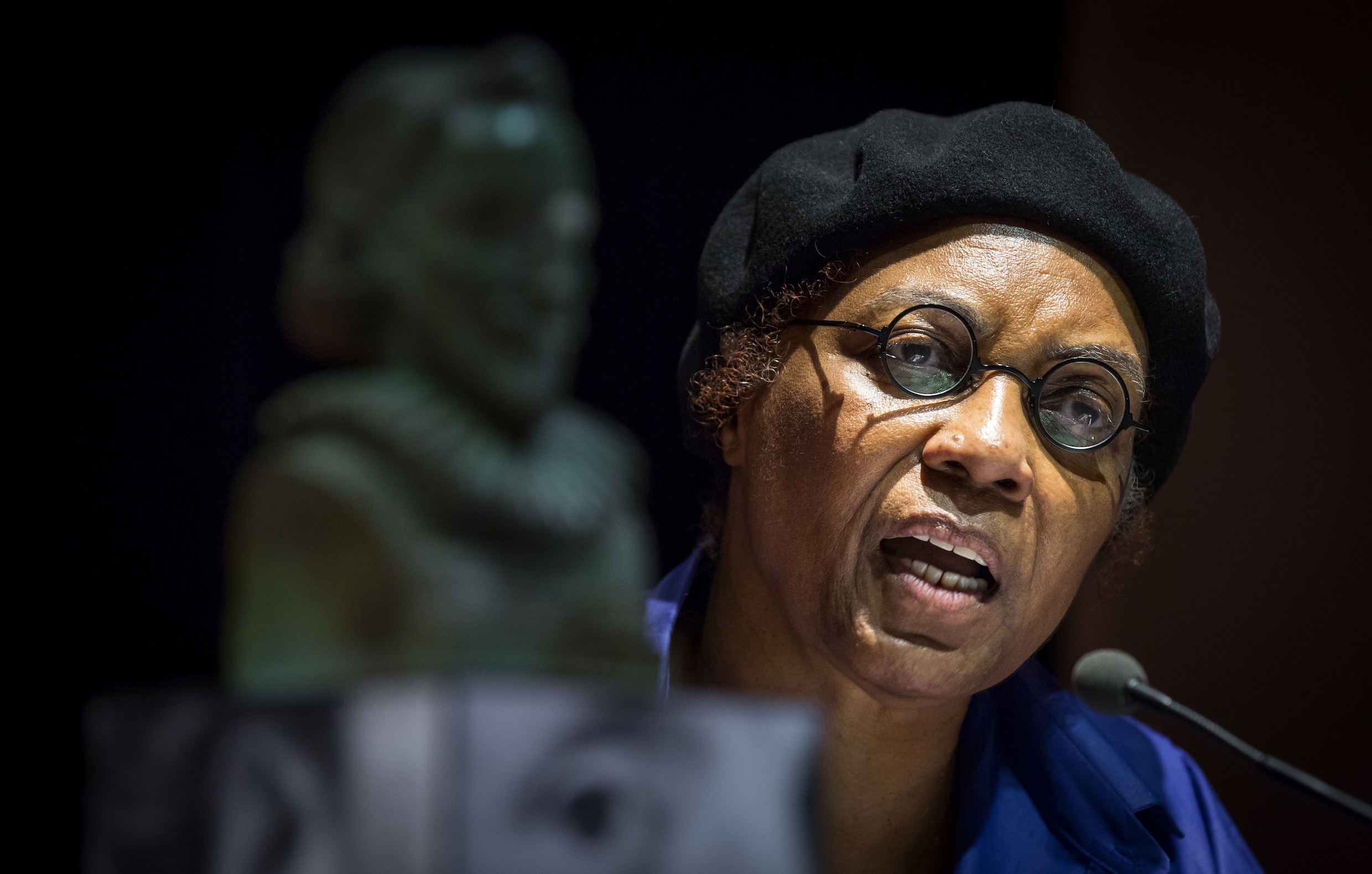 Astrid Roemer (1947-2026) was altijd krachtig en uitgesproken | Trouw