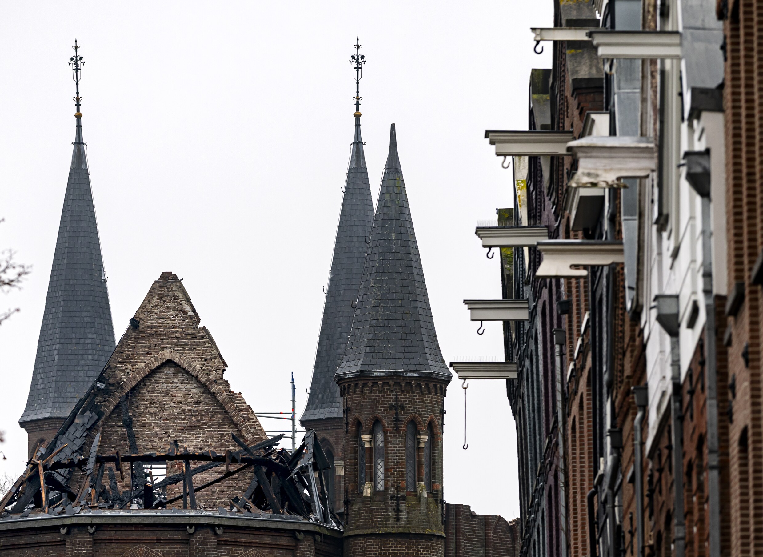 Veel desinformatie over brand Vondelkerk: moslims kregen massaal de ...