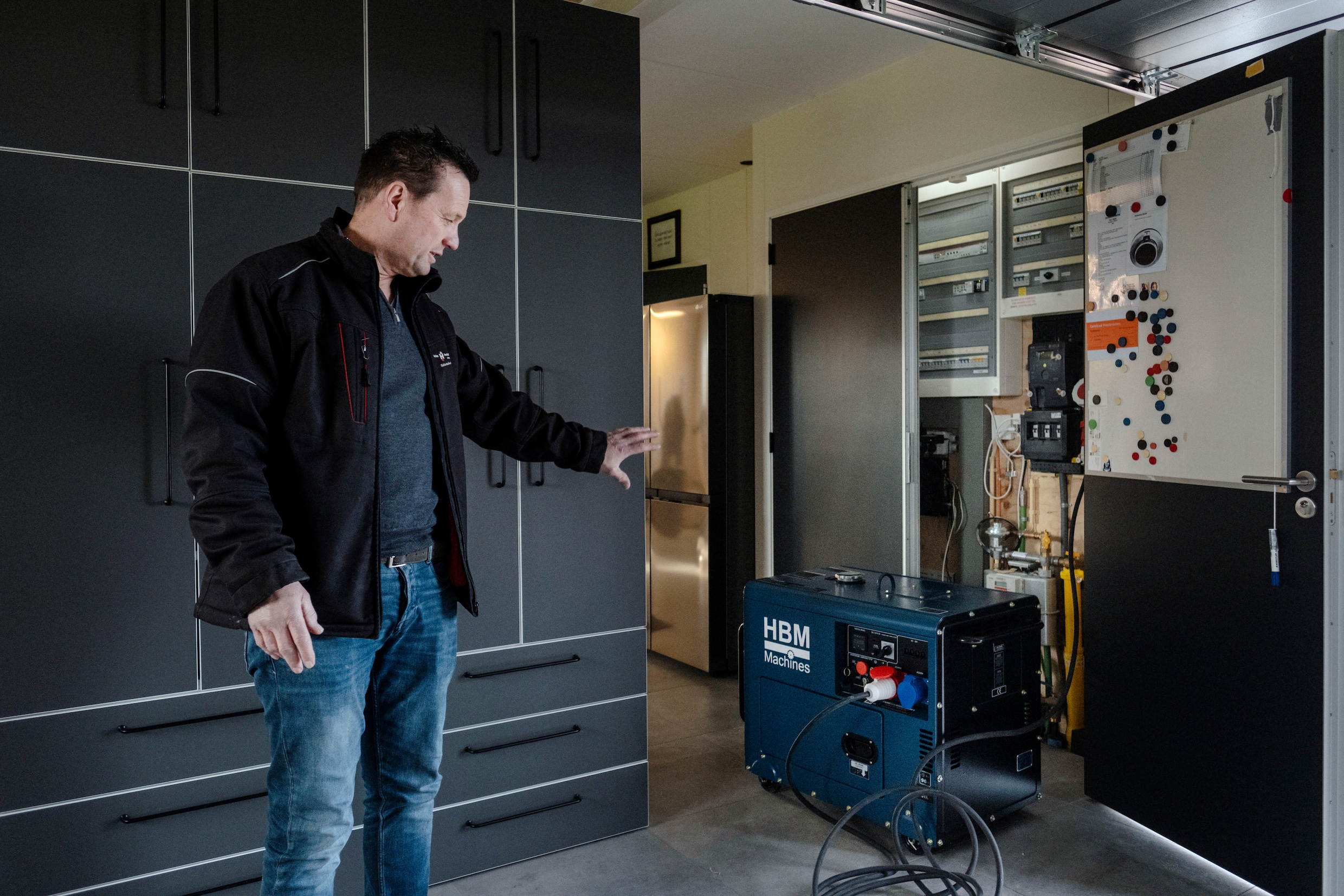 Steeds meer mensen kopen ‘voor de zekerheid’ een dieselaggregaat | Trouw