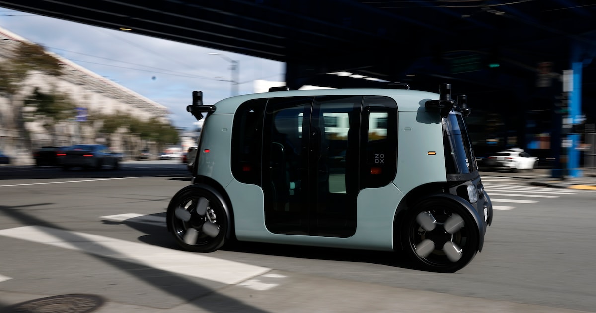 De robotaxi gaat dit jaar de Europese weg op. Leuk, maar wat heb je ...
