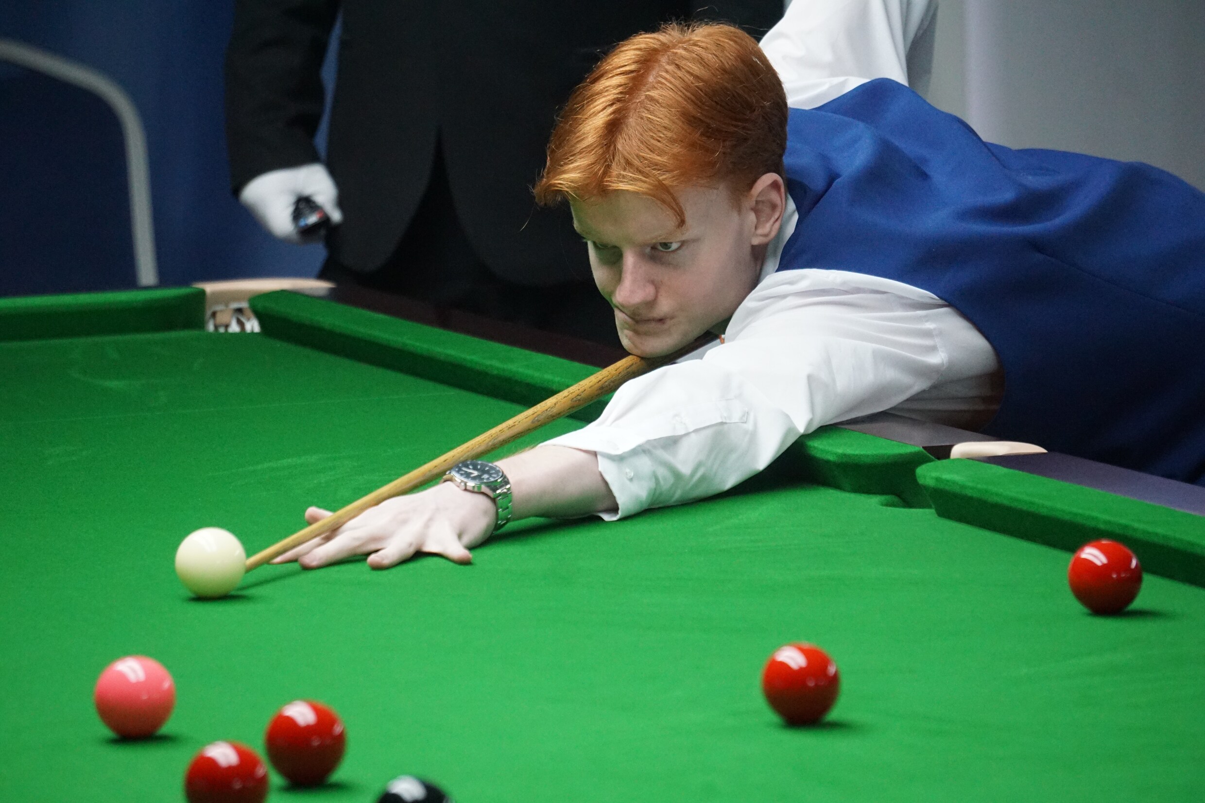 Hugo van Houten (19) wil de eerste Nederlandse snookerprof worden. ‘Ik ...