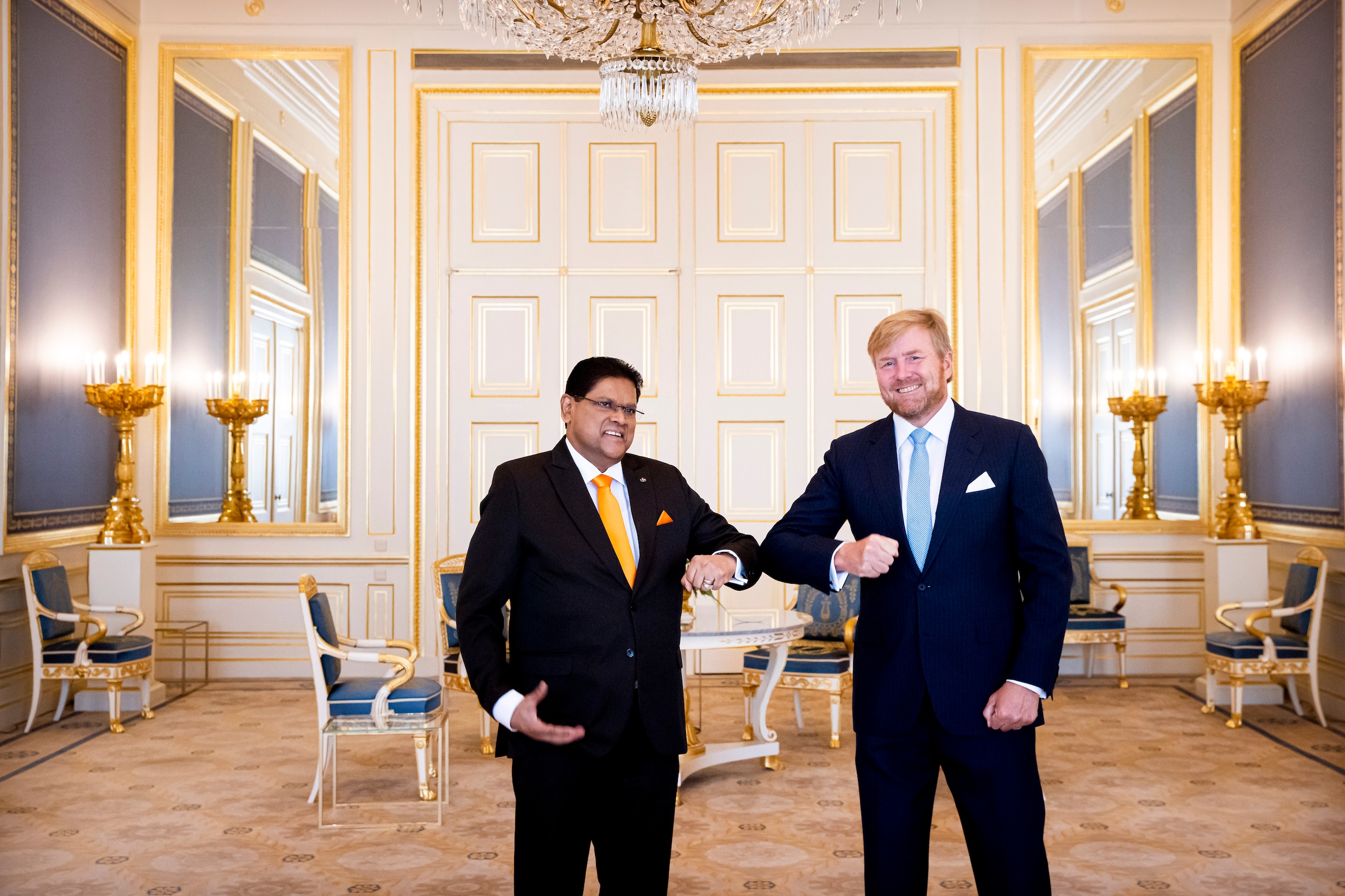 Surinaamse oud-president Santokhi (67), de ‘Sheriff’ en ‘Chan van ...