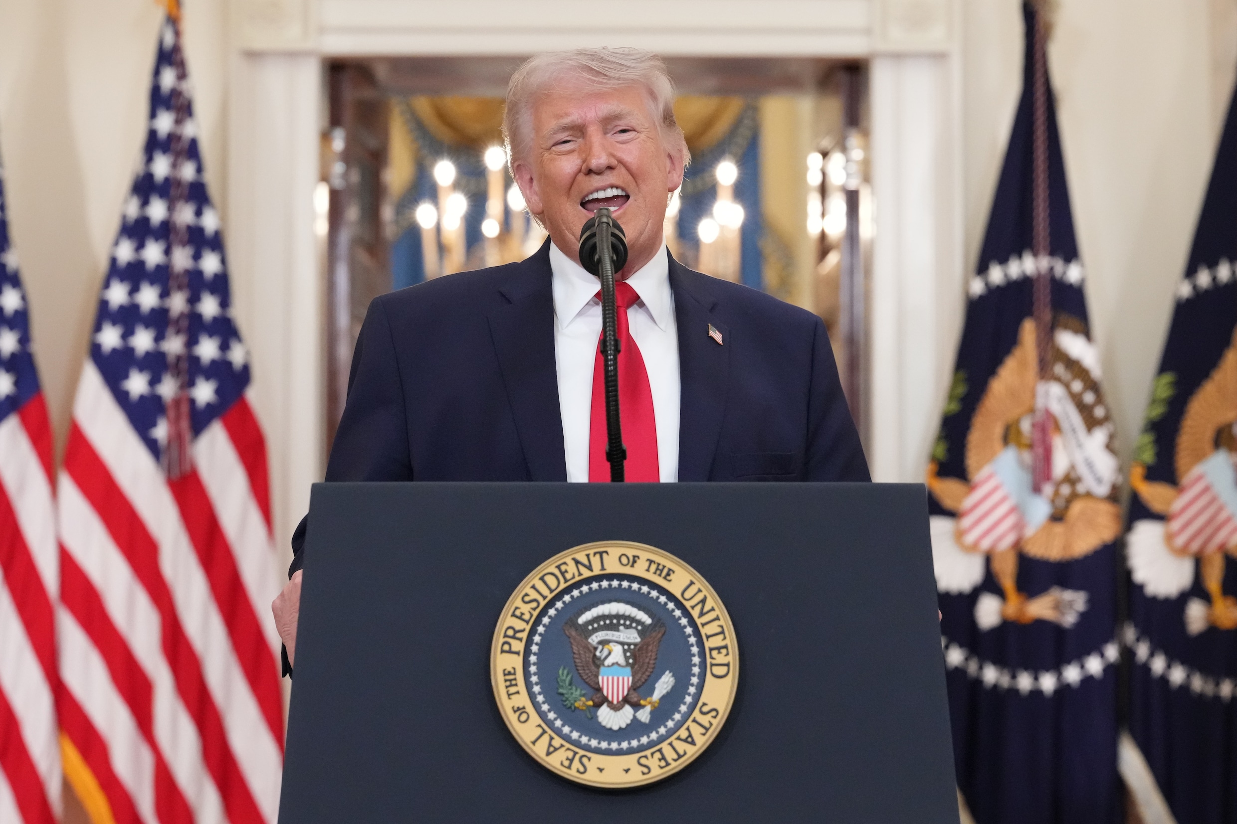 Trump schept op over optreden Amerikaans leger, maar heeft geen visie ...
