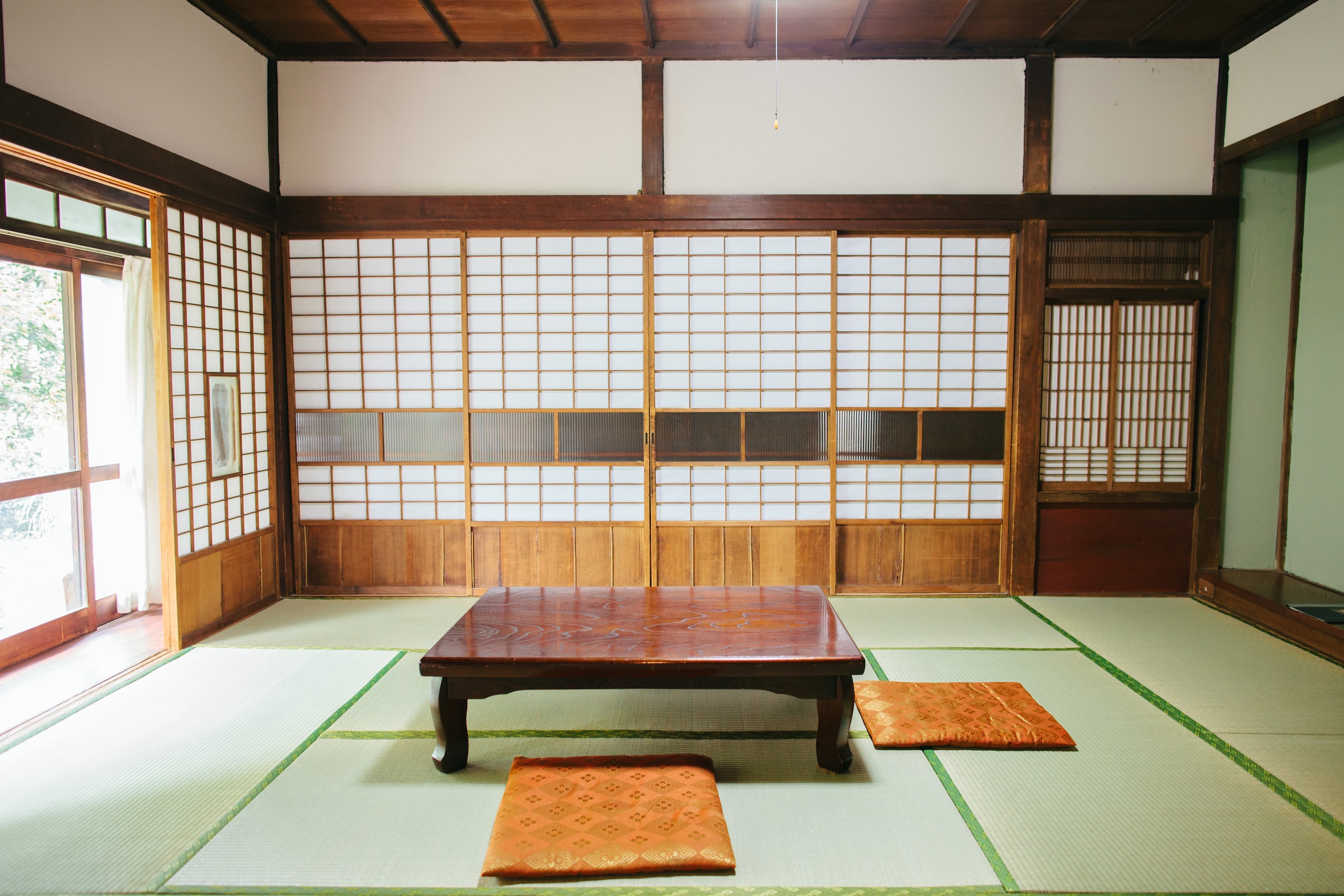 Marie Kondo duidt haar Japanse wortels in fijne, soms ietwat irritante ...