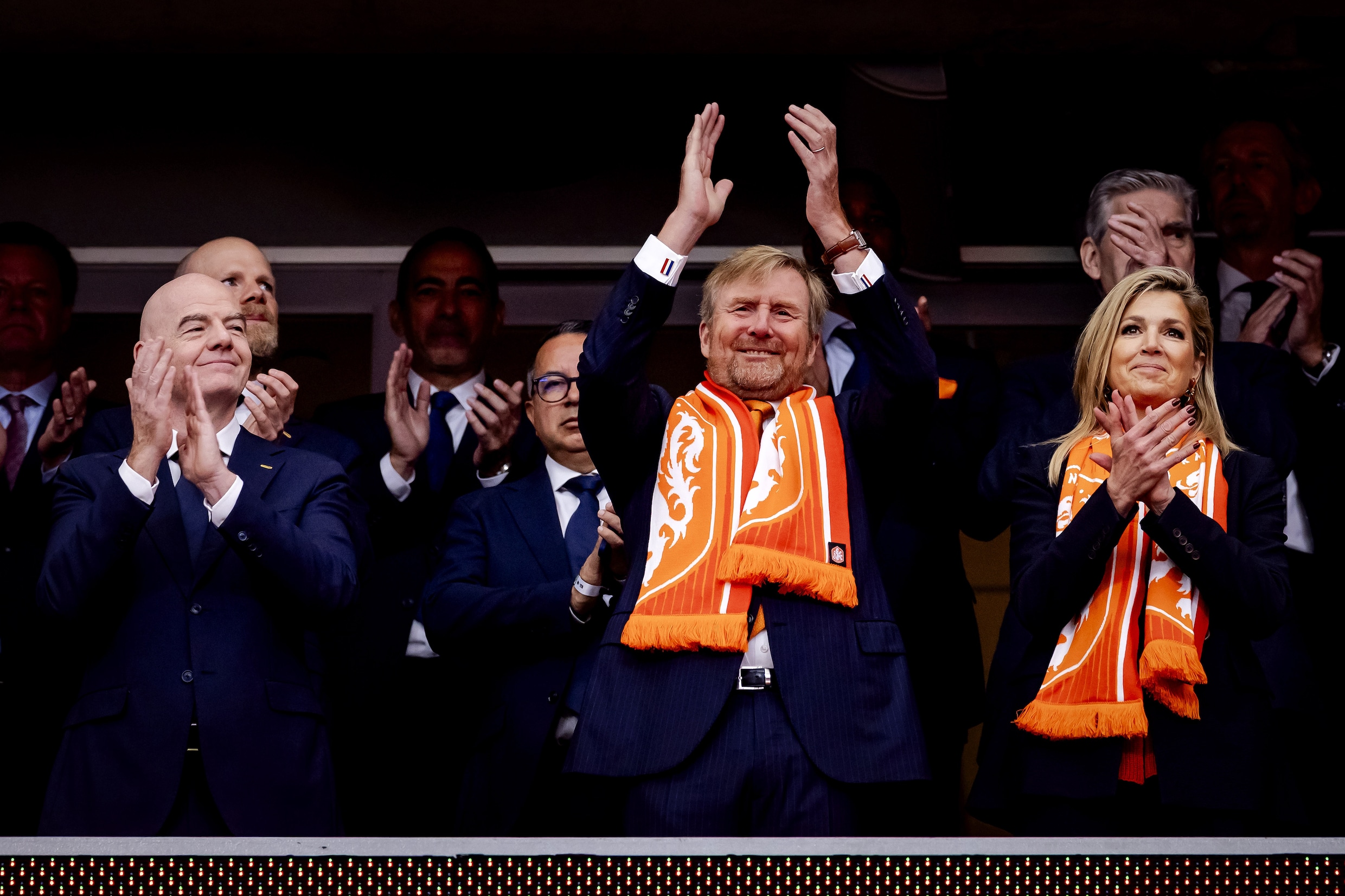 Tussen de regels door uit koning Willem-Alexander wel degelijk kritiek ...