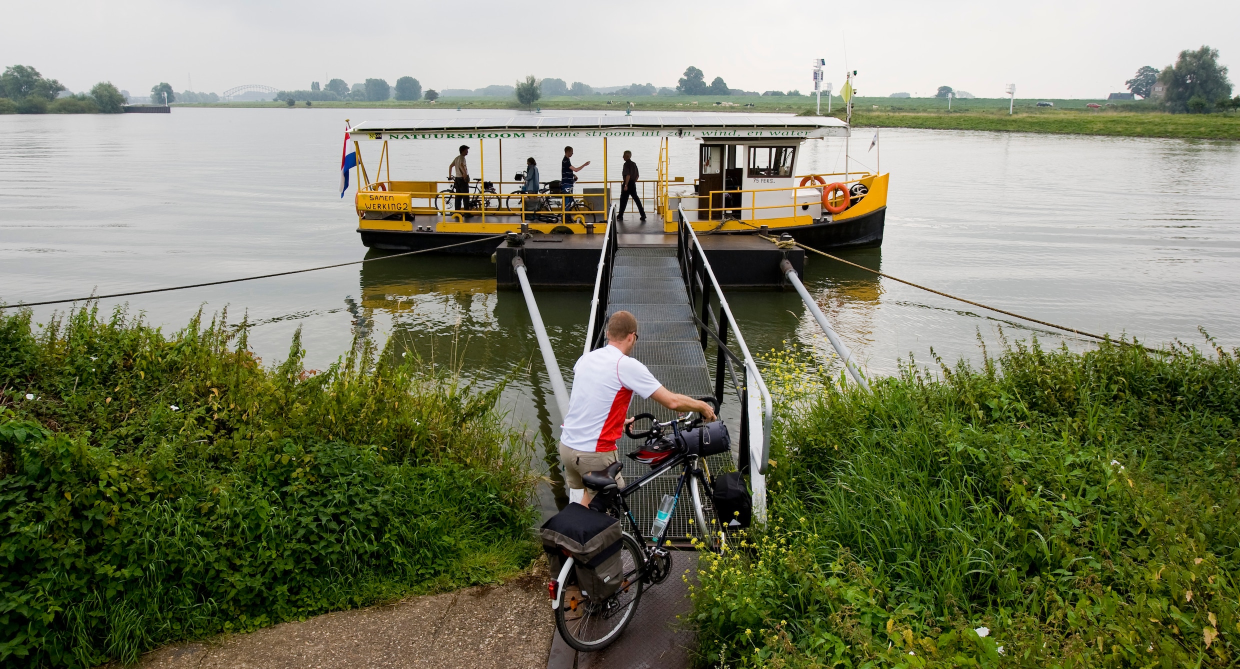 Noord-Brabant investeert in elektrische veerpontjes | Trouw