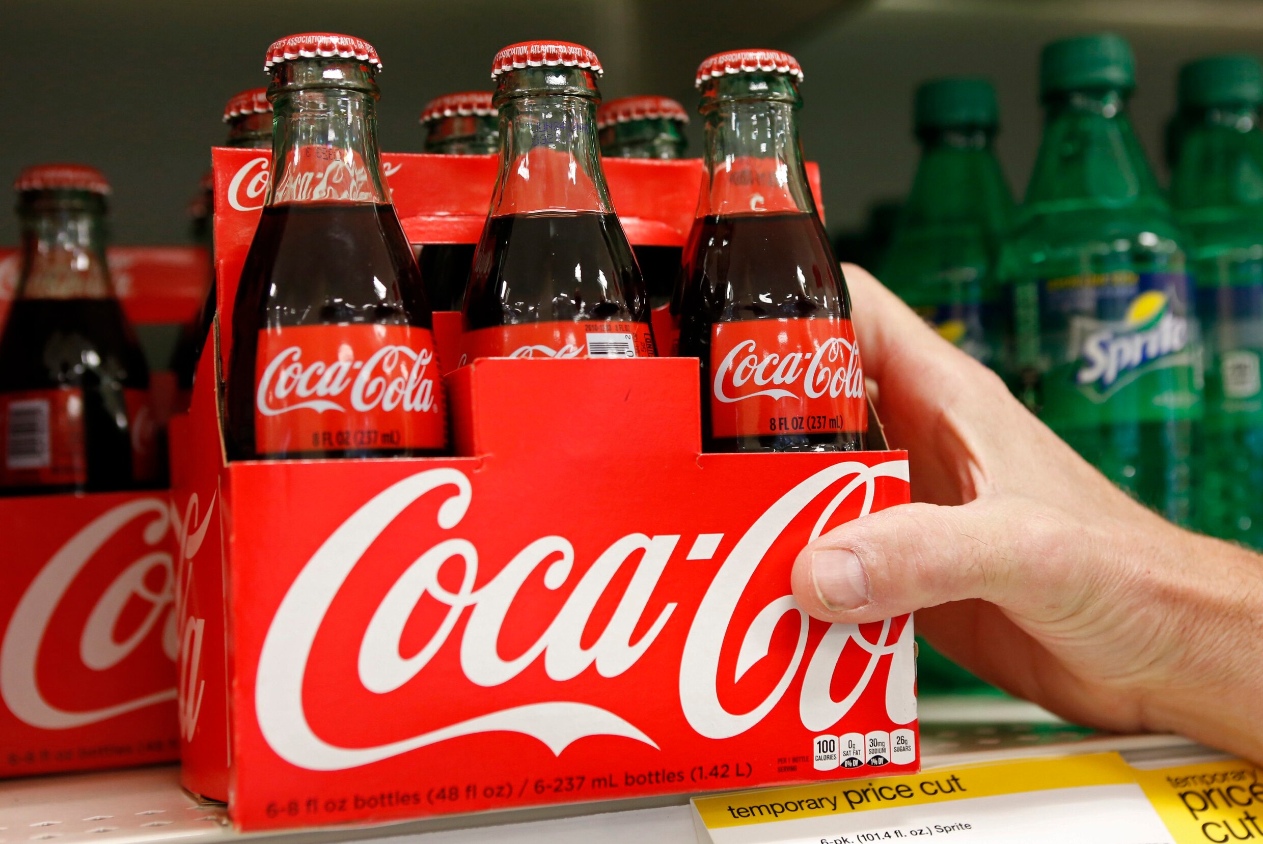 Apple stoot Coca-Cola van de troon als bekendste merk | Trouw