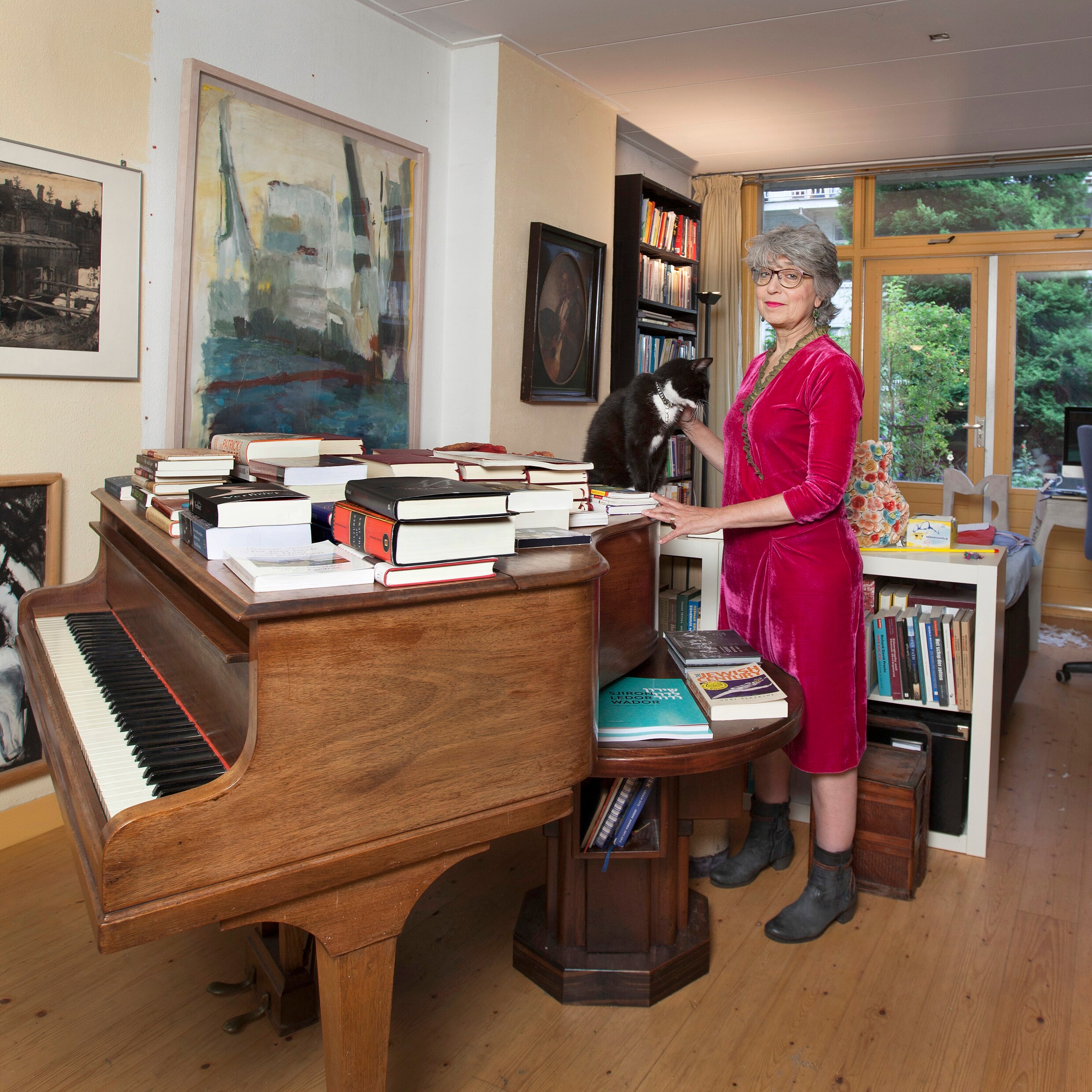 Rabbijn Tamarah Benima stapt op nadat ze coronabeleid met nazi ...