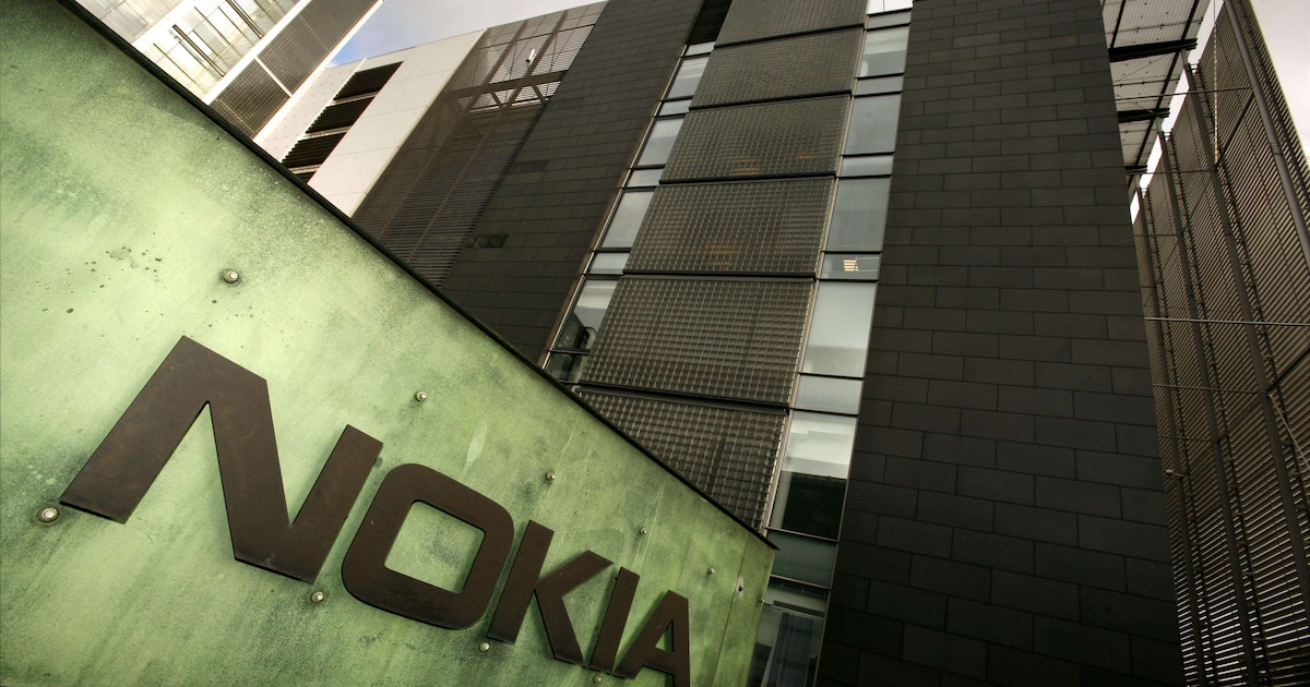 Nokia lanceert Windows Phone dit kwartaal | Trouw
