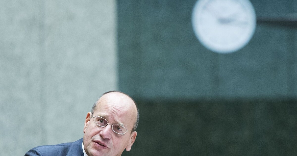 Teeven in beroep tegen uitspraak kinderpardon | Trouw