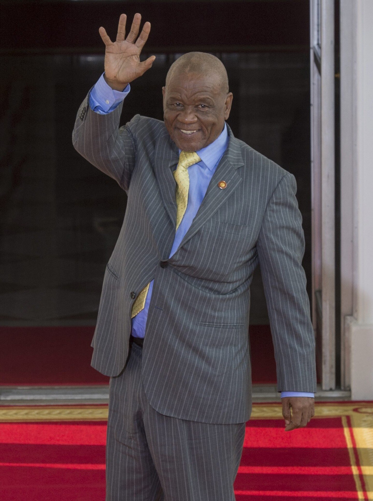 Leger Lesotho bezet overheidsgebouwen | Trouw