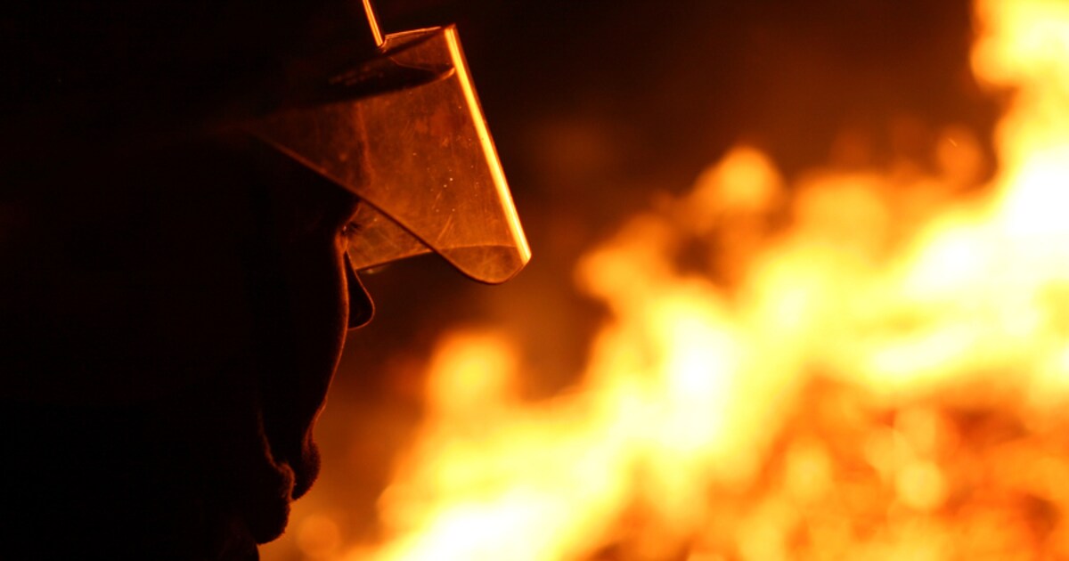 'Brandweerman steekt zelf branden aan' | Trouw