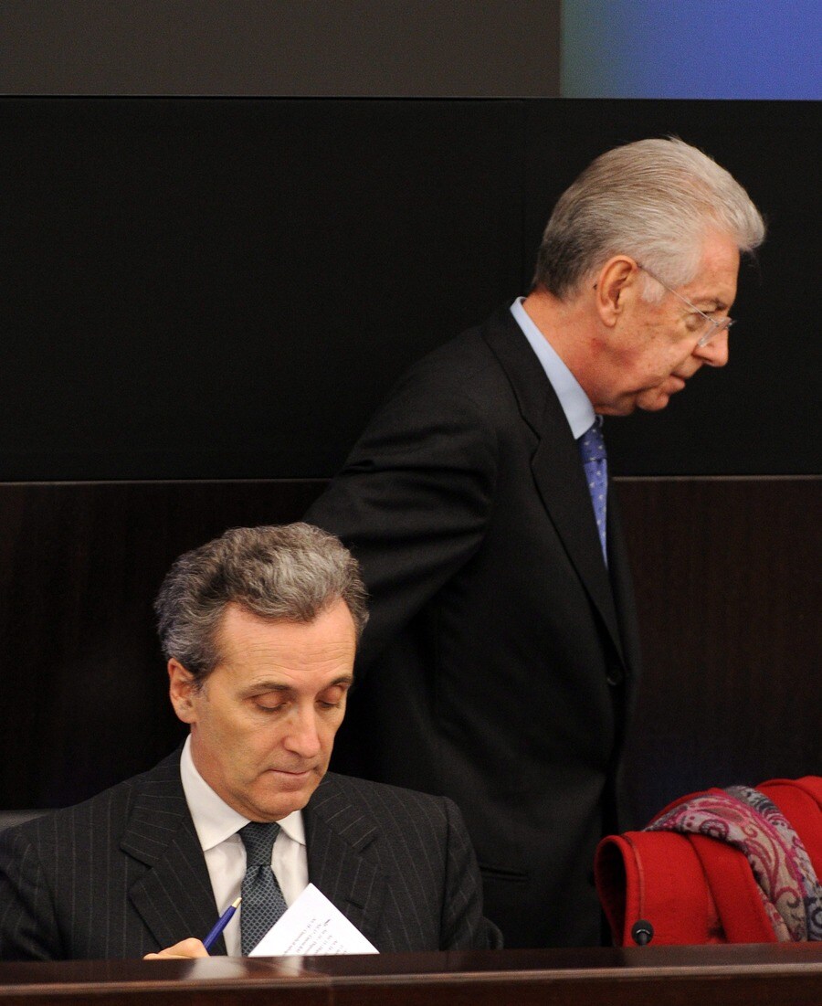 Vittorio Grilli minister van Financiën Italië | Trouw