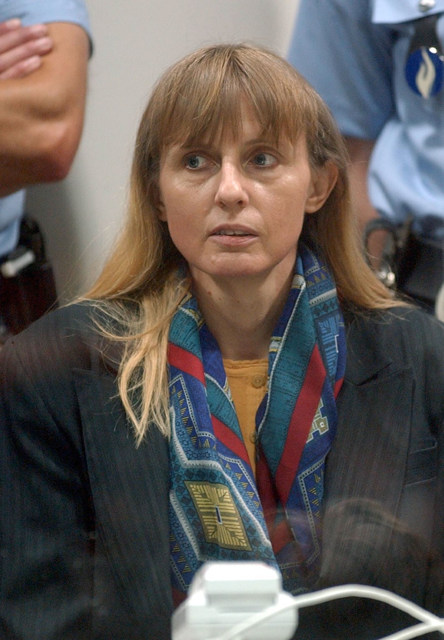 Ex-vrouw van Marc Dutroux vervroegd vrij | Trouw