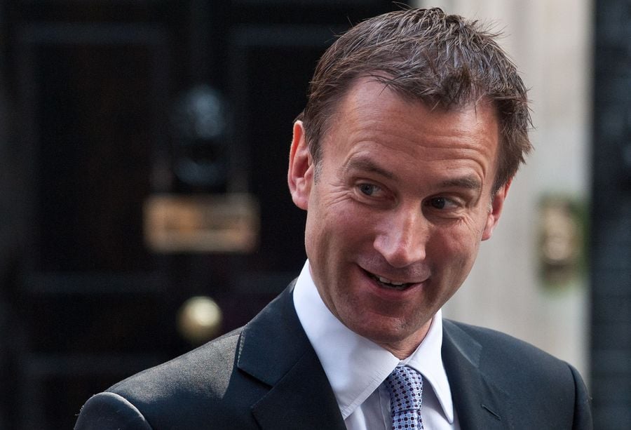 Britse gezondheidsminister onder vuur omdat hij homeopathie wel ziet ...