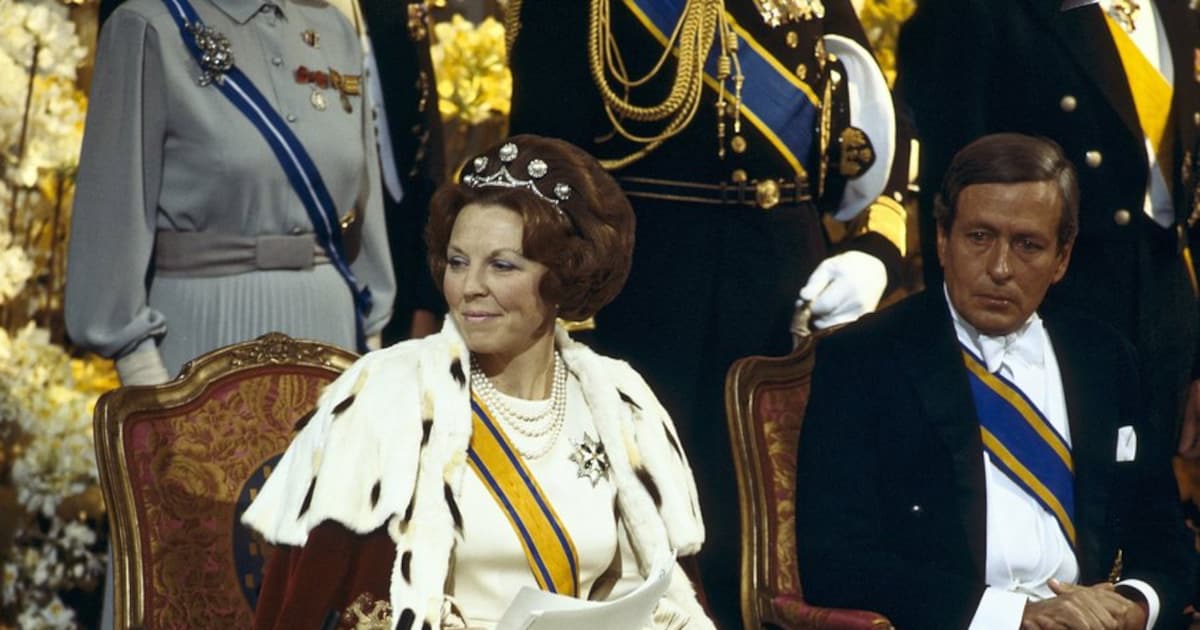 Video's: het koningschap van Beatrix in beeld | Trouw