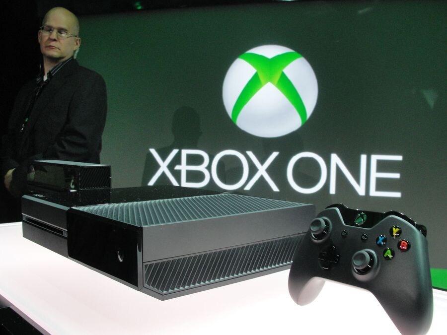 Microsoft verdedigt 'VCR-look' nieuwe Xbox One | Trouw
