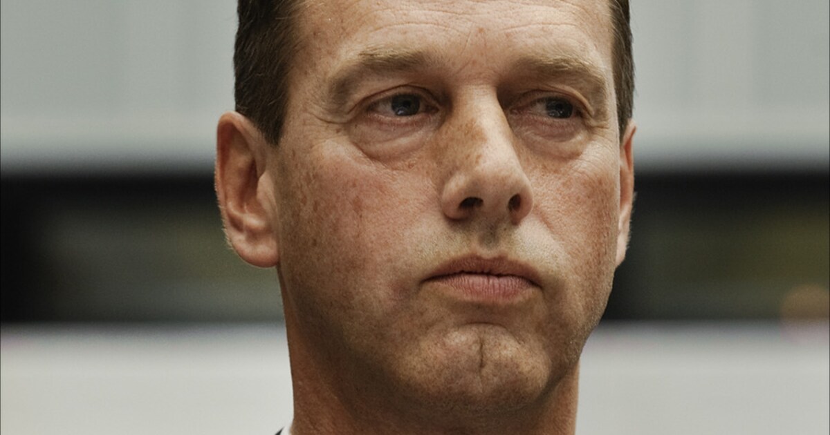 Politie trekt chef terug na AIVD-onderzoek | Trouw