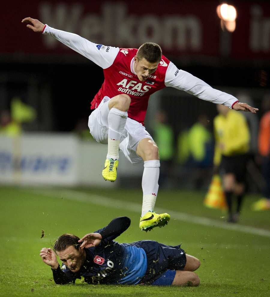 Mokhtar bezorgt Twente in extremis overwinning op AZ | Trouw