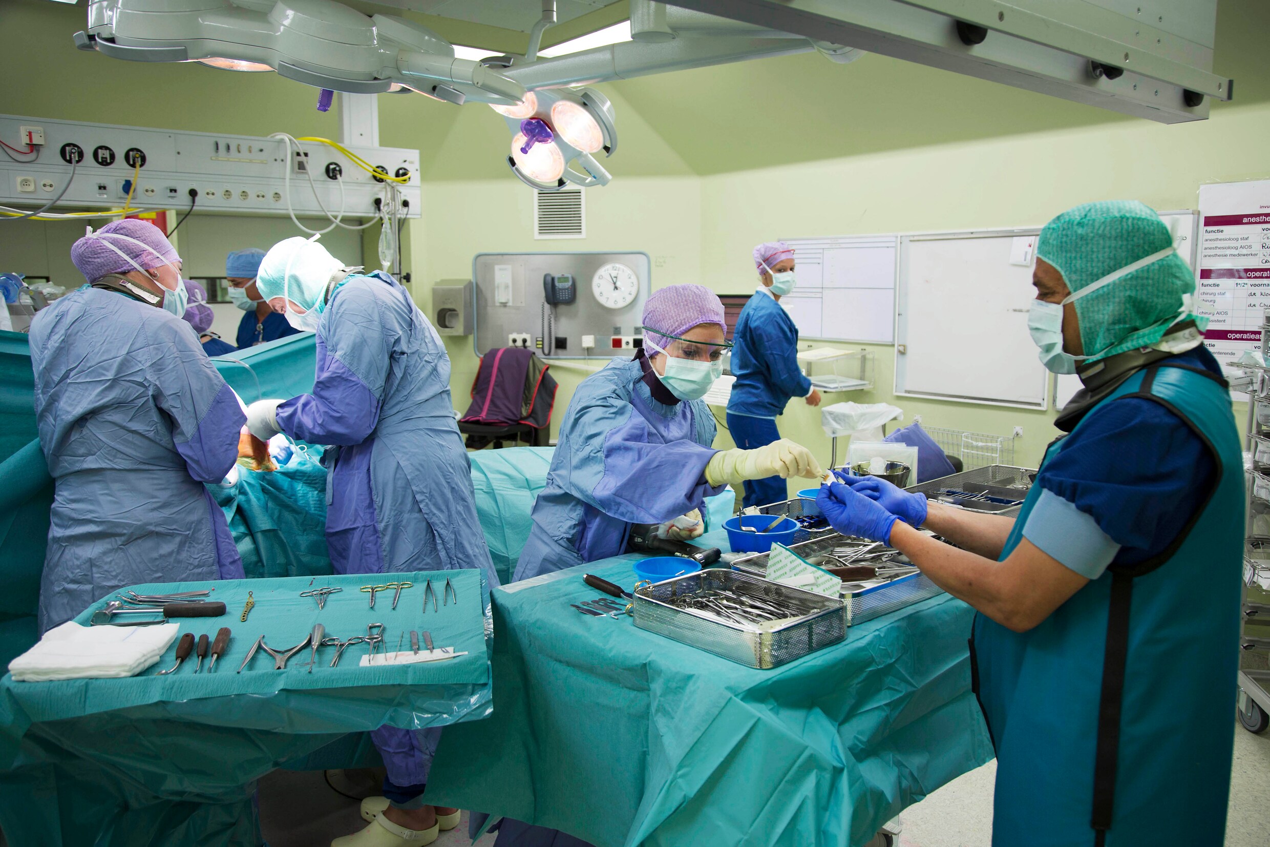 Infectie na operatie blijkt vaak veroorzaakt door eigen huidbacteriën ...